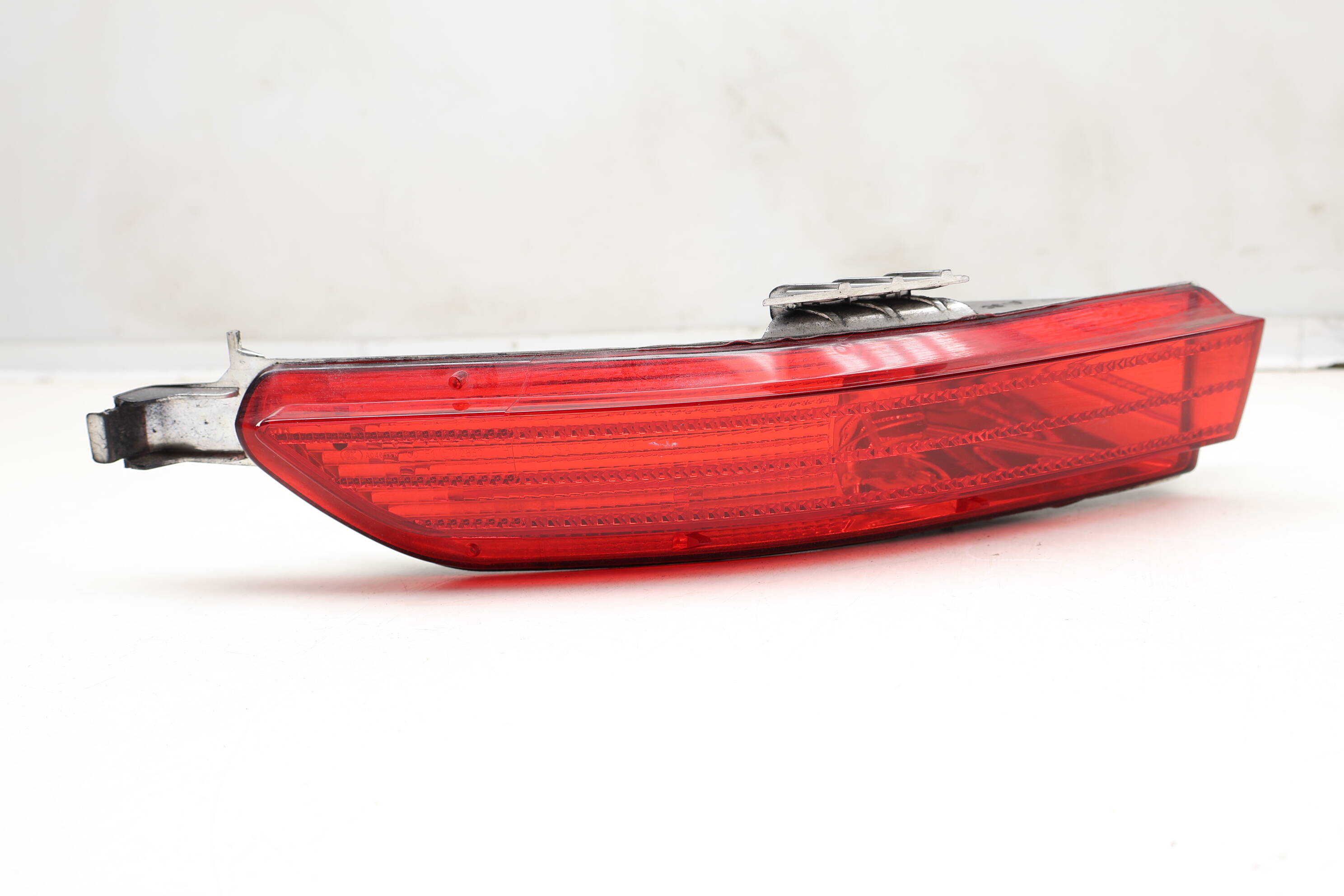 VW Rear Left Reflector (Touareg) 7P6945701C