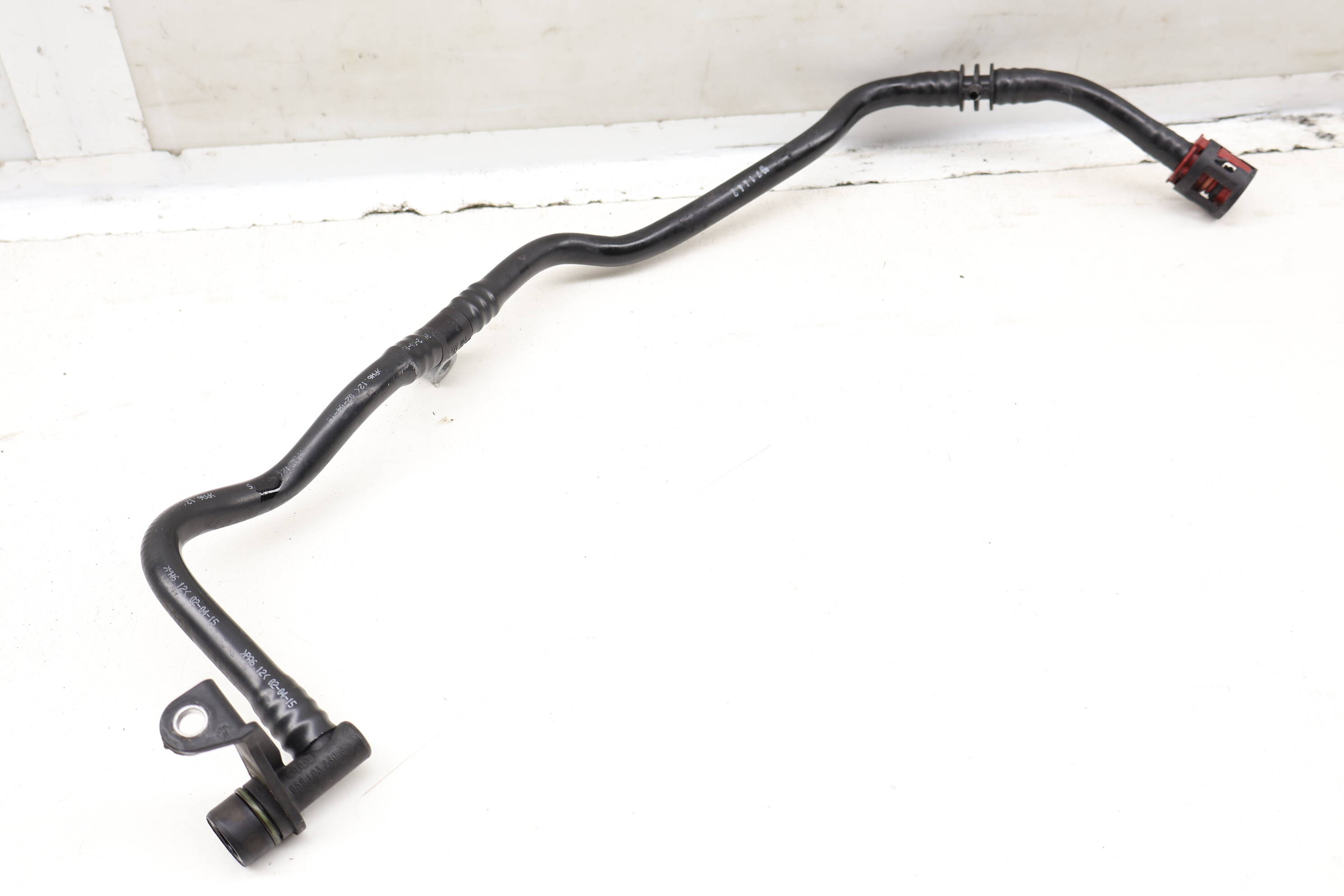 Audi Vacuum Hose / Line 059131056AA