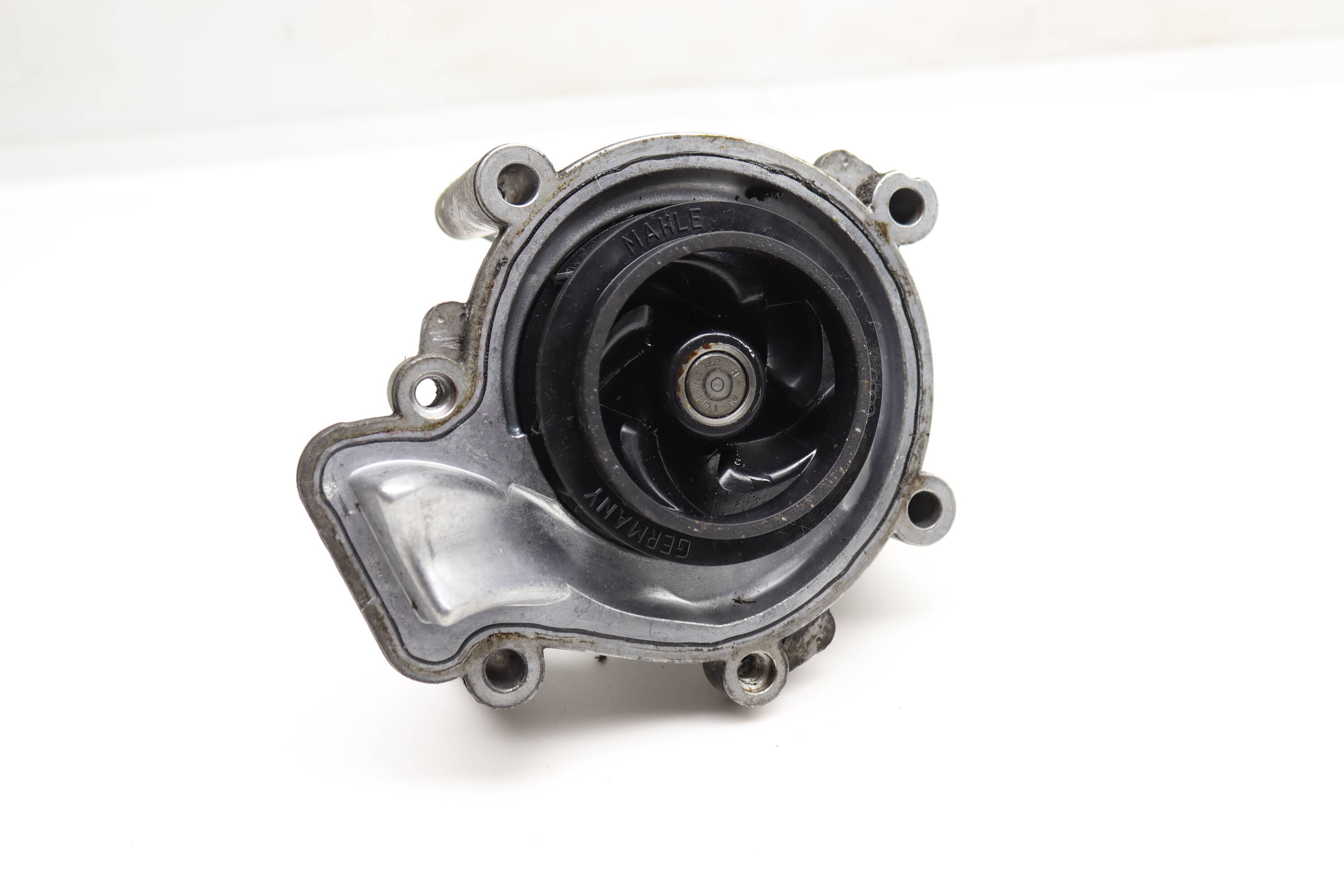 Audi Coolant Valve (A8 Quattro, S8, S6, RS7, S7) 079121678K