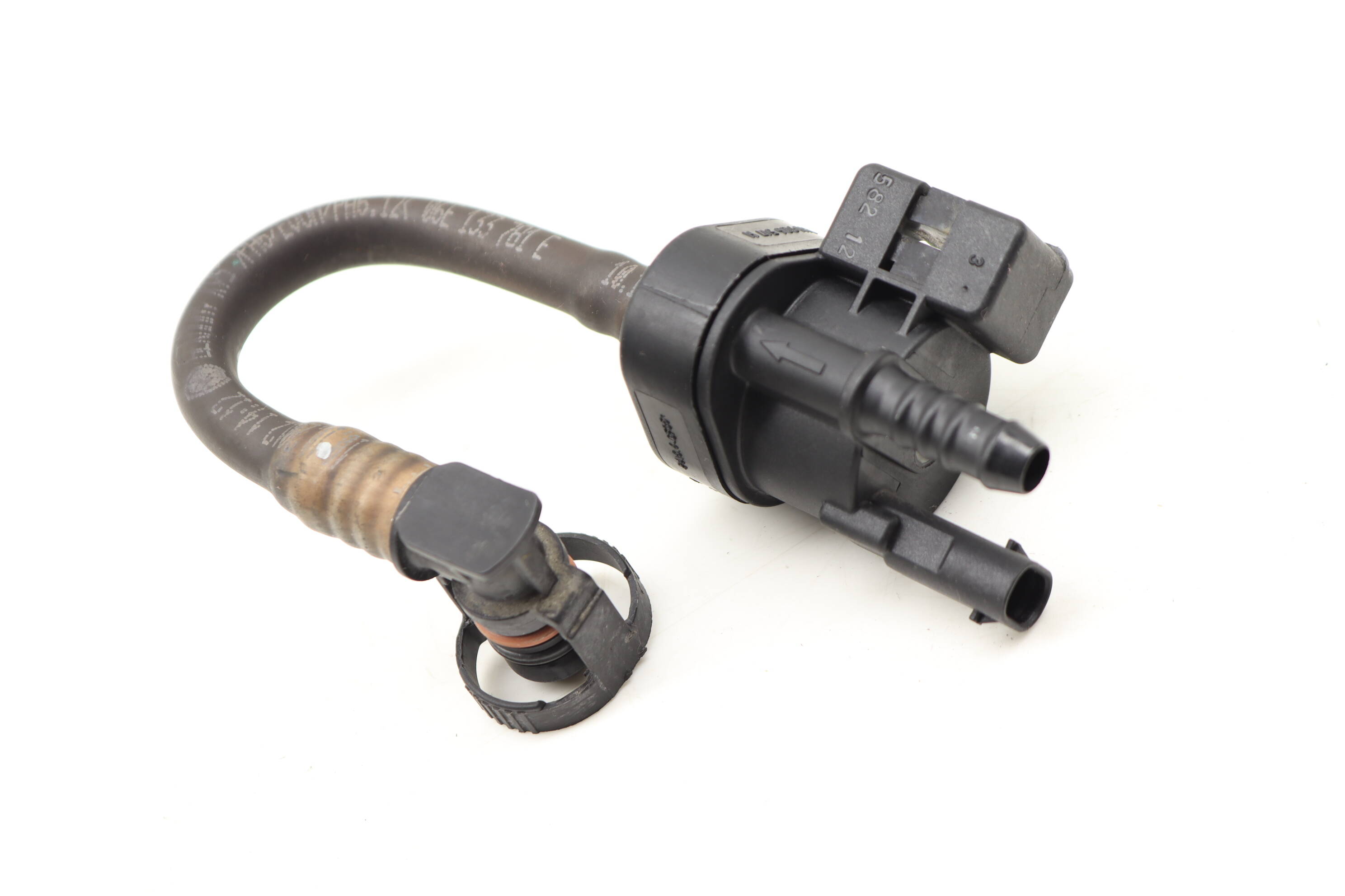 Audi Purge Valve W/ Connecting Tube 06E133781E