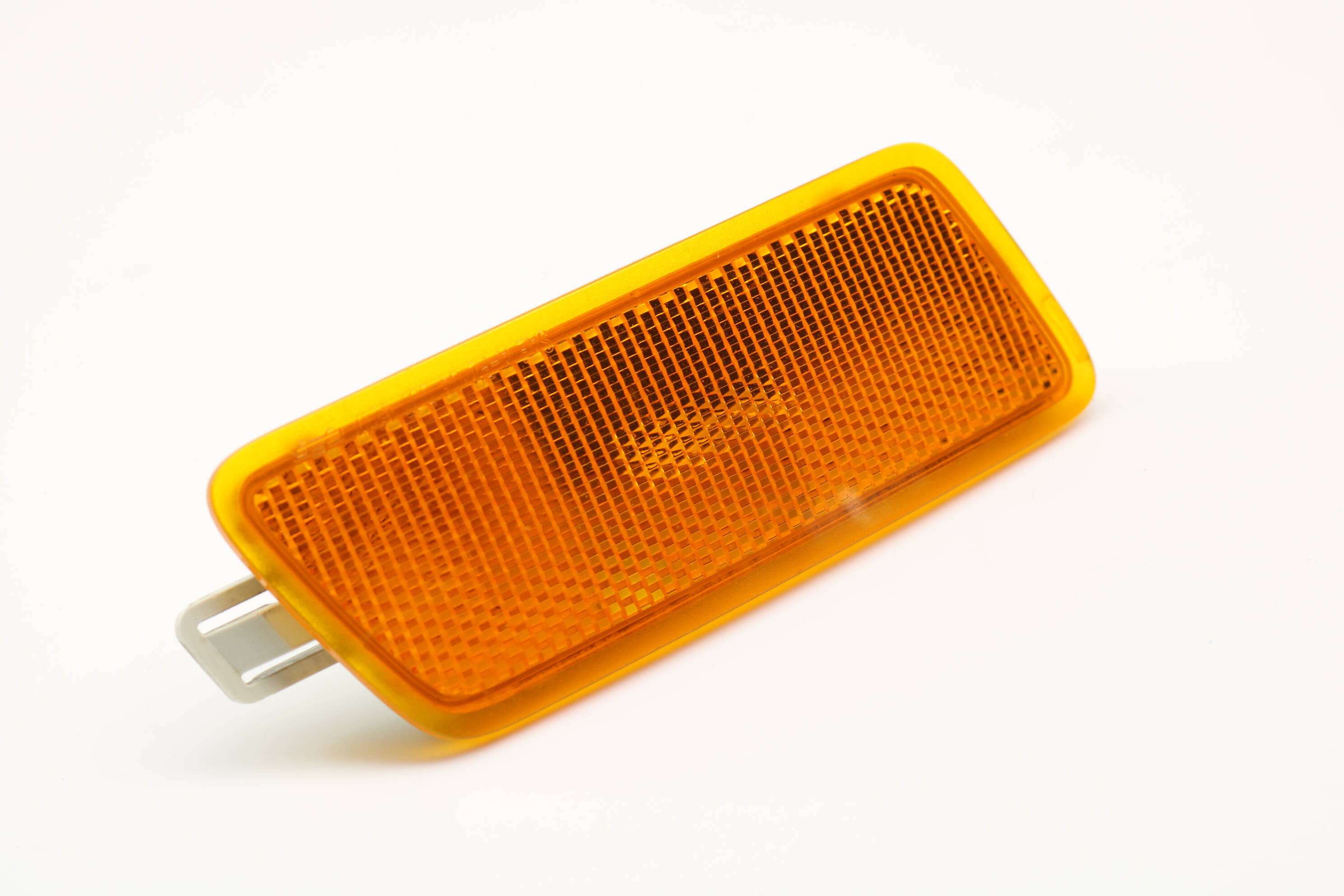 FRONT RIGHT - SIDE MARKER LIGHT / REFLECTOR - AUDI A6 S6 - 4F0945072