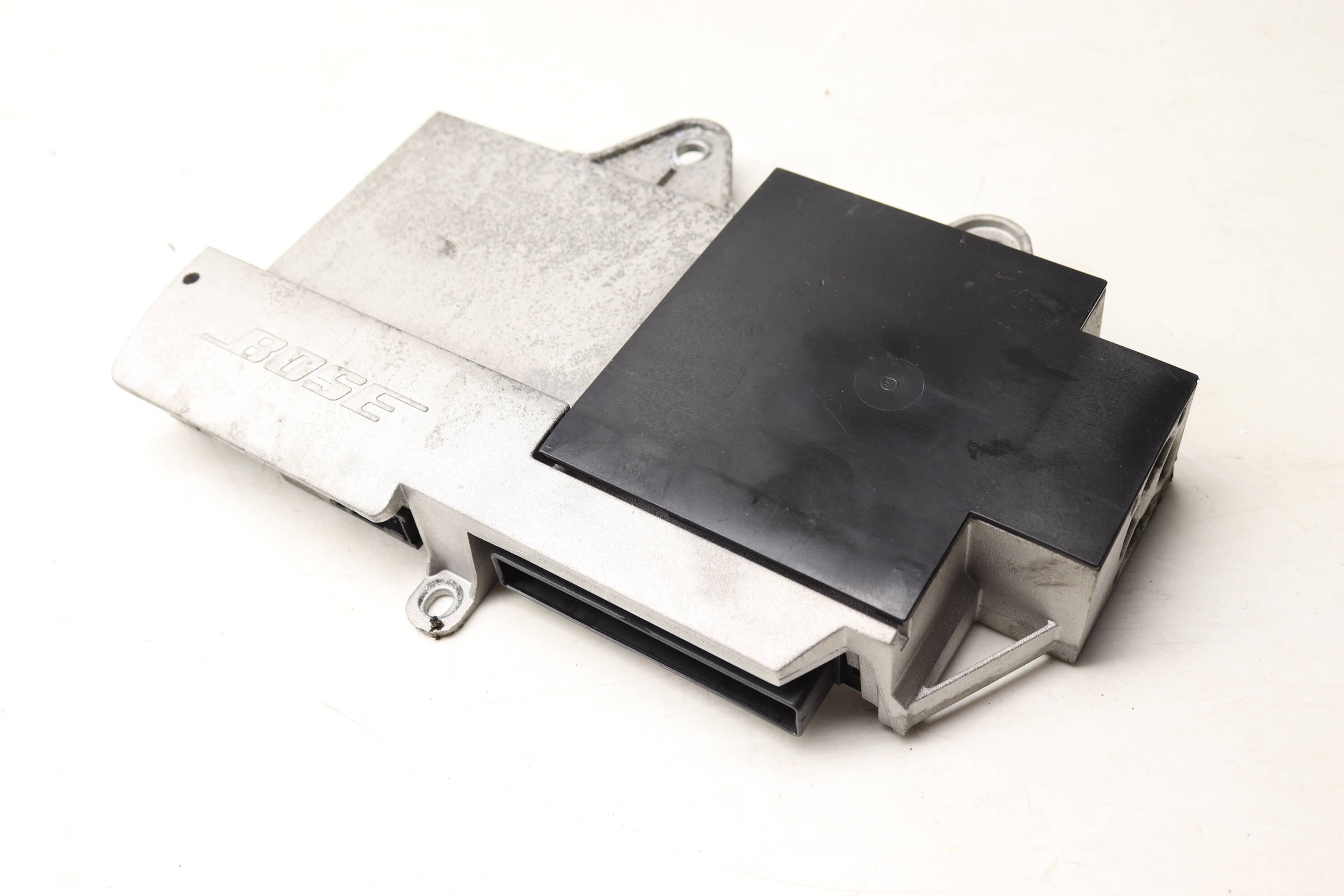 Porsche Bose Amplifier / Amp 7PP035223P