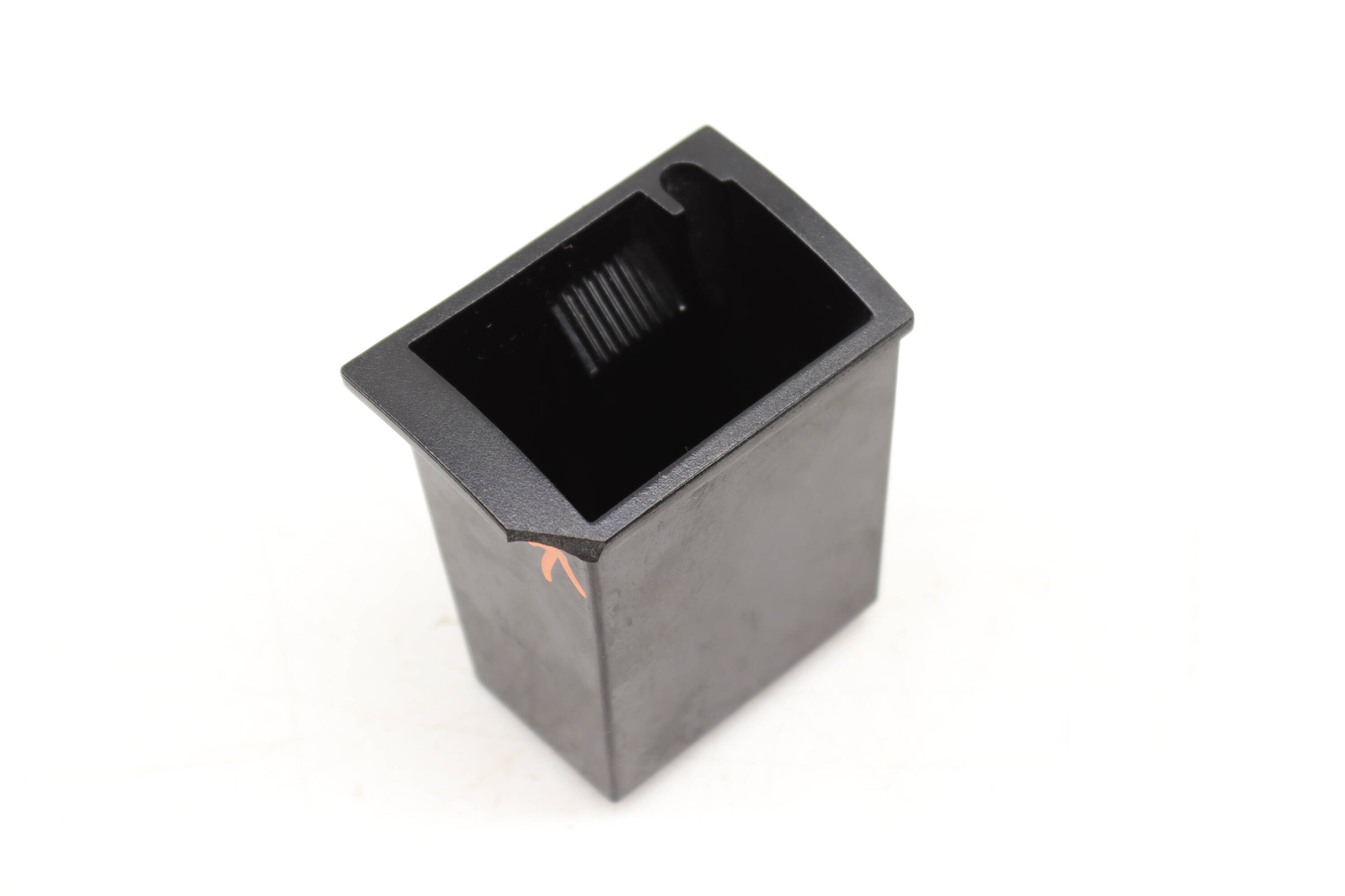 REAR - CENTER CONSOLE ASHTRAY / ASH TRAY INSERT - MERCEDES-BENZ C230