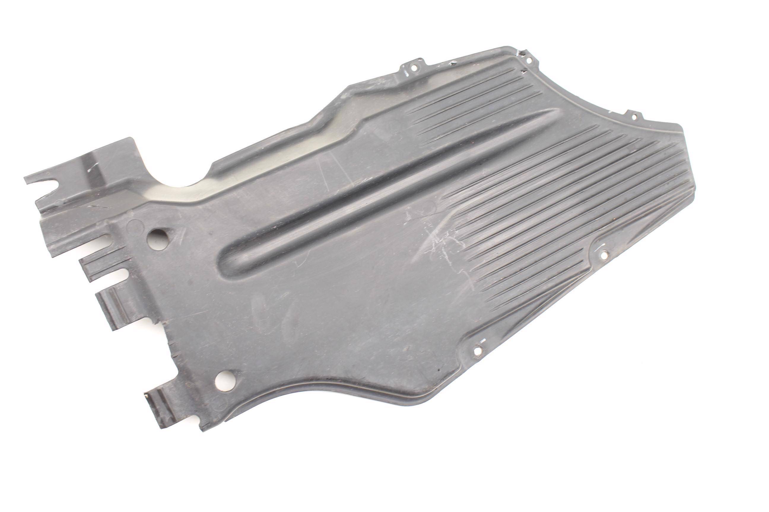 LEFT - CENTER UNDERBODY SHIELD PANEL / LINER - AUDI Q5 - 8R0825215A