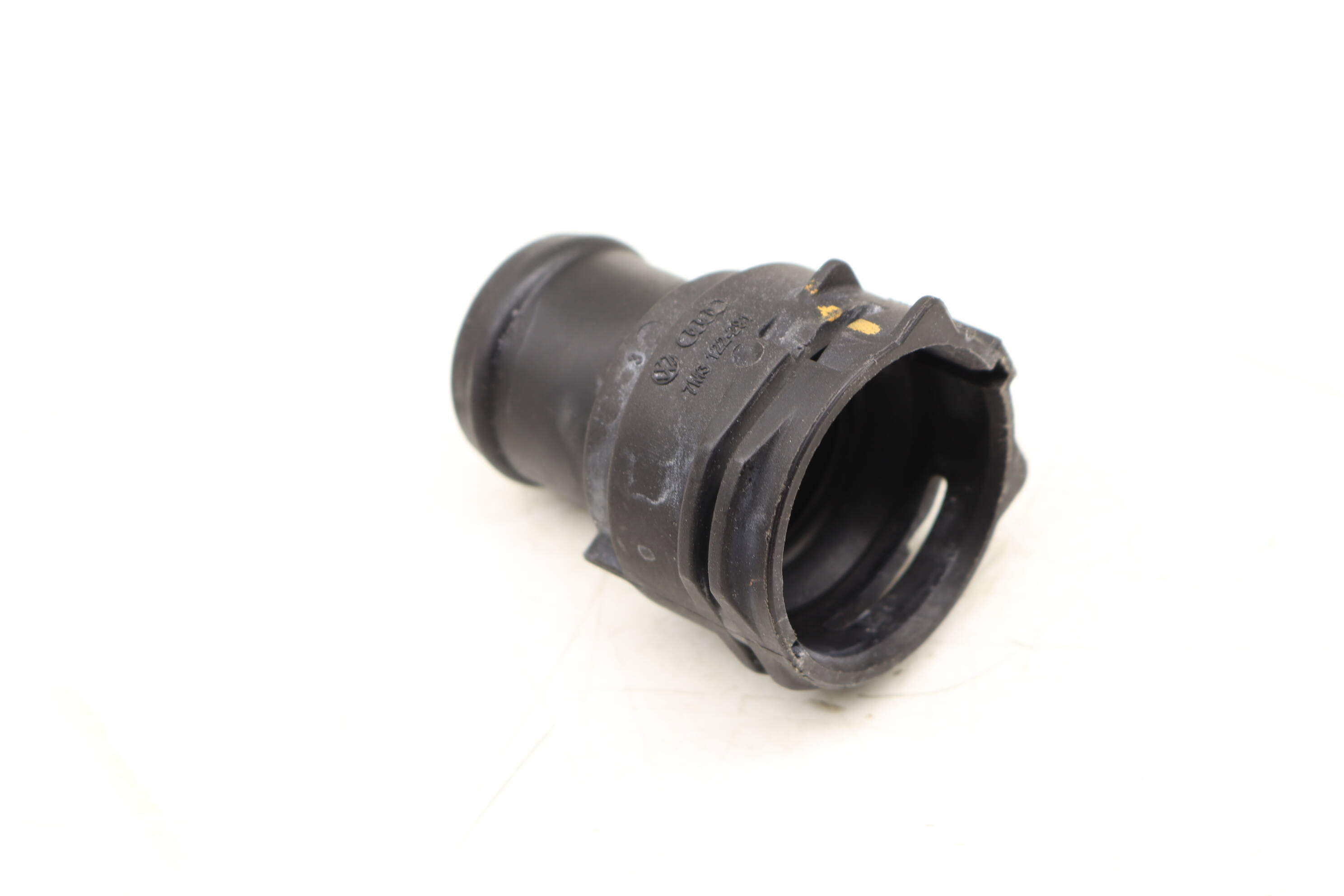 Audi Coolant Hose / Line 5Q0122157AK