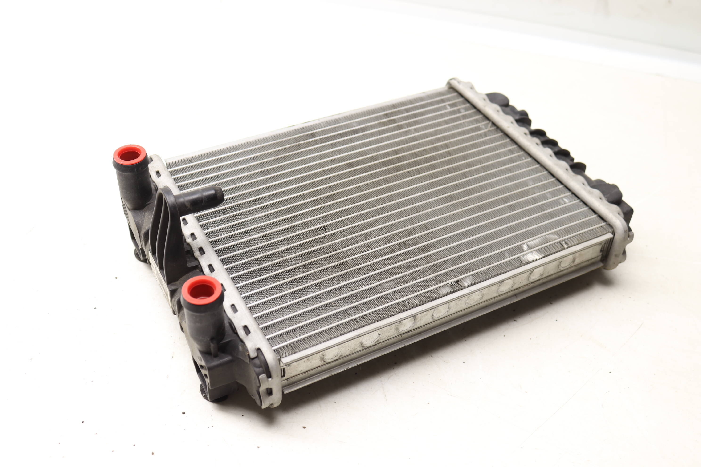 Audi Diesel Exhaust Fluid Tank / Def Reservoir 4G0131879C