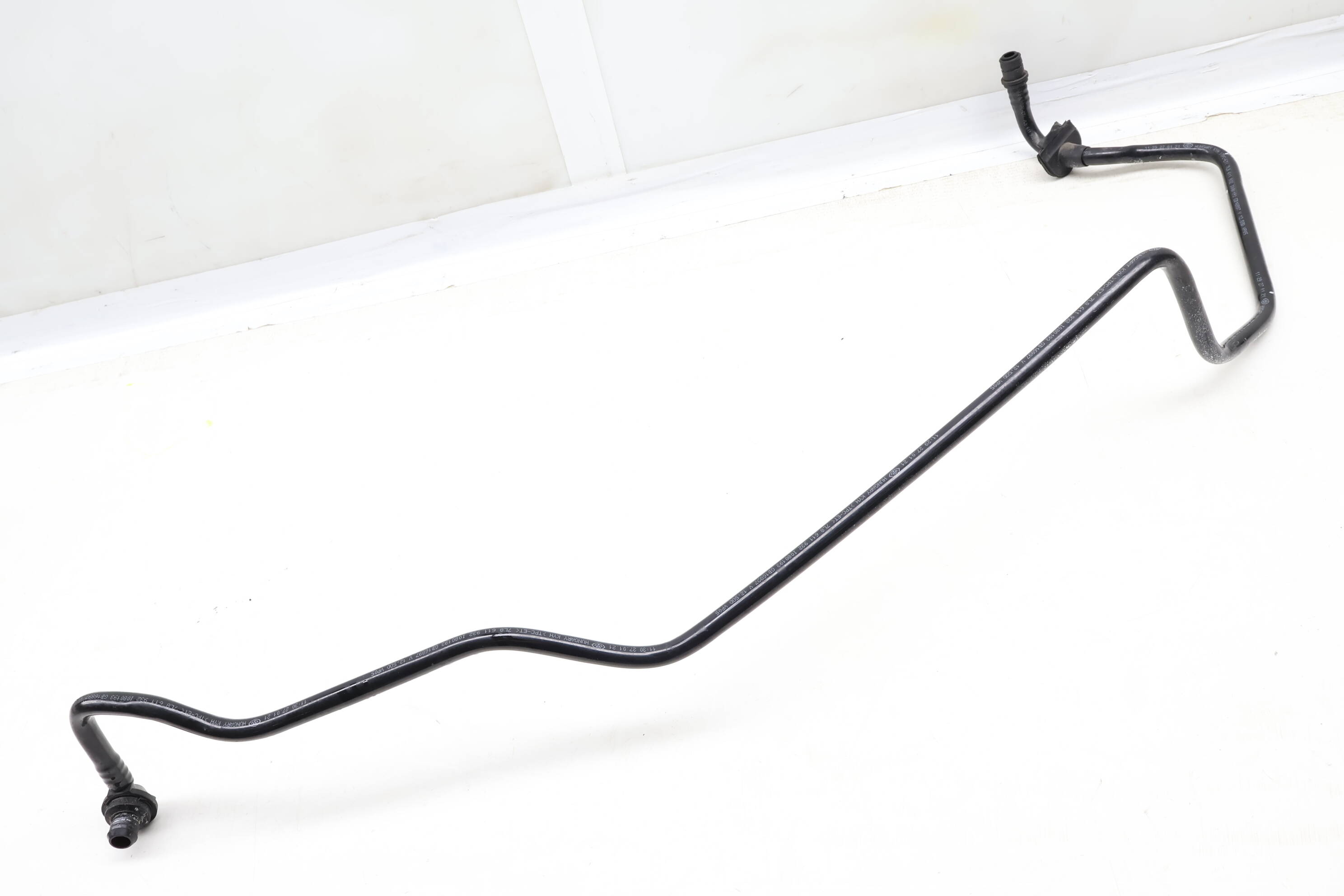 Audi Brake Booster Vacuum Hose / Pipe (Q7) 7L8611932