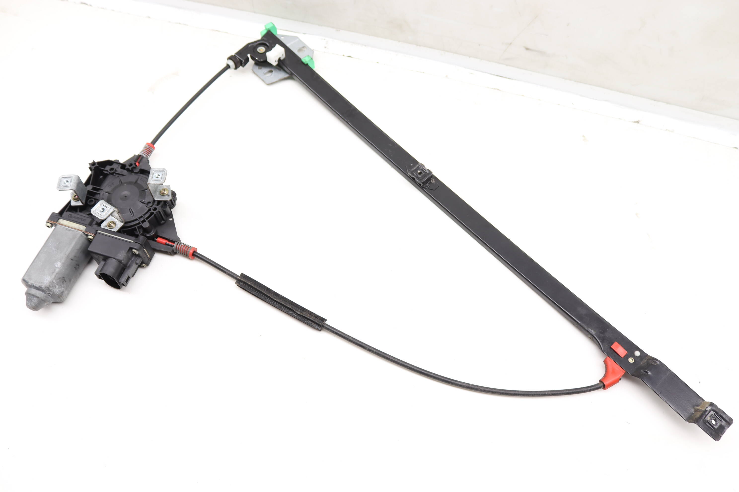 VW Front Right Window Regulator W/ Motor (EuroVan) 7D0959802C