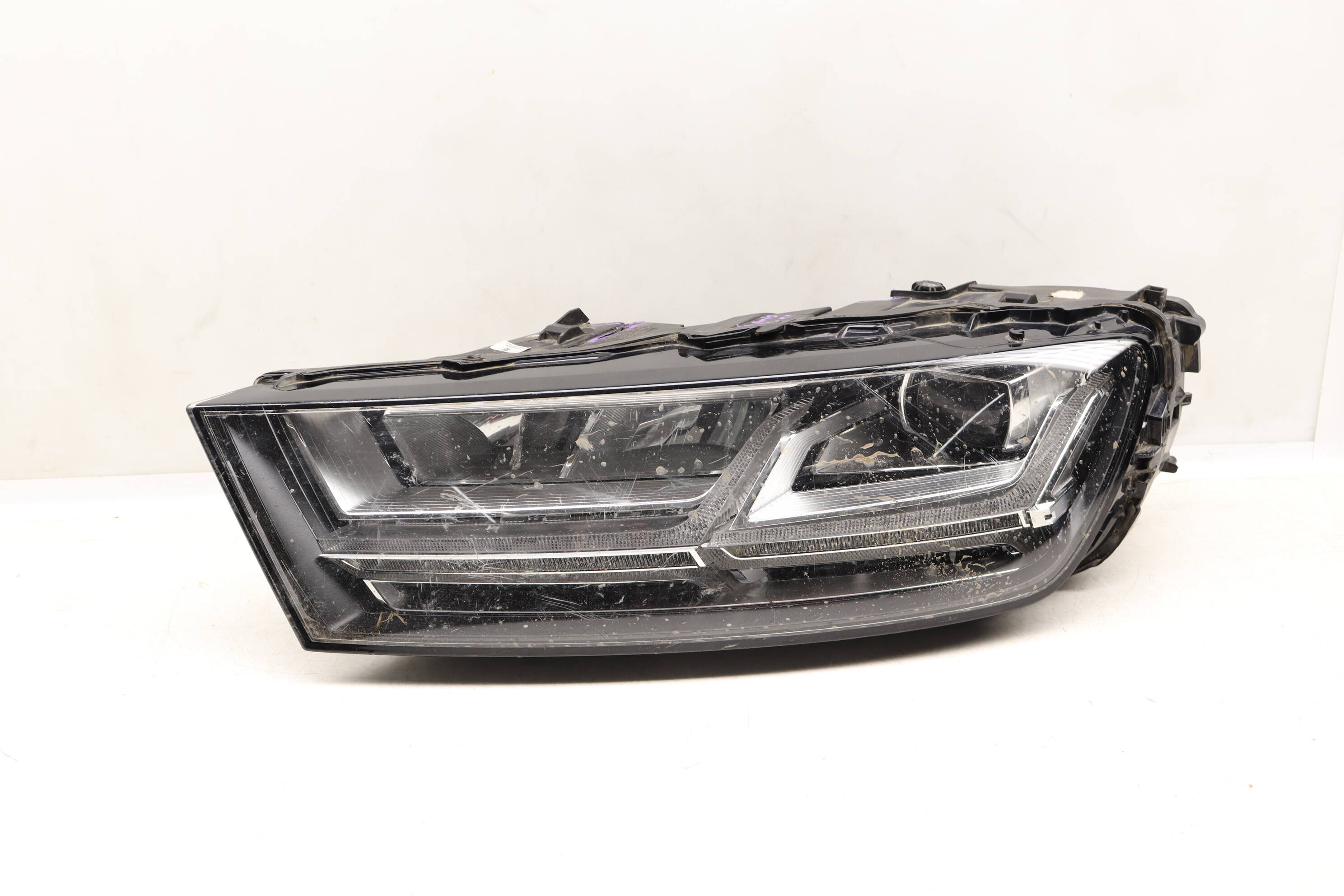 Audi Left Led Headlight / Headlamp (Q7) 4M0941033B