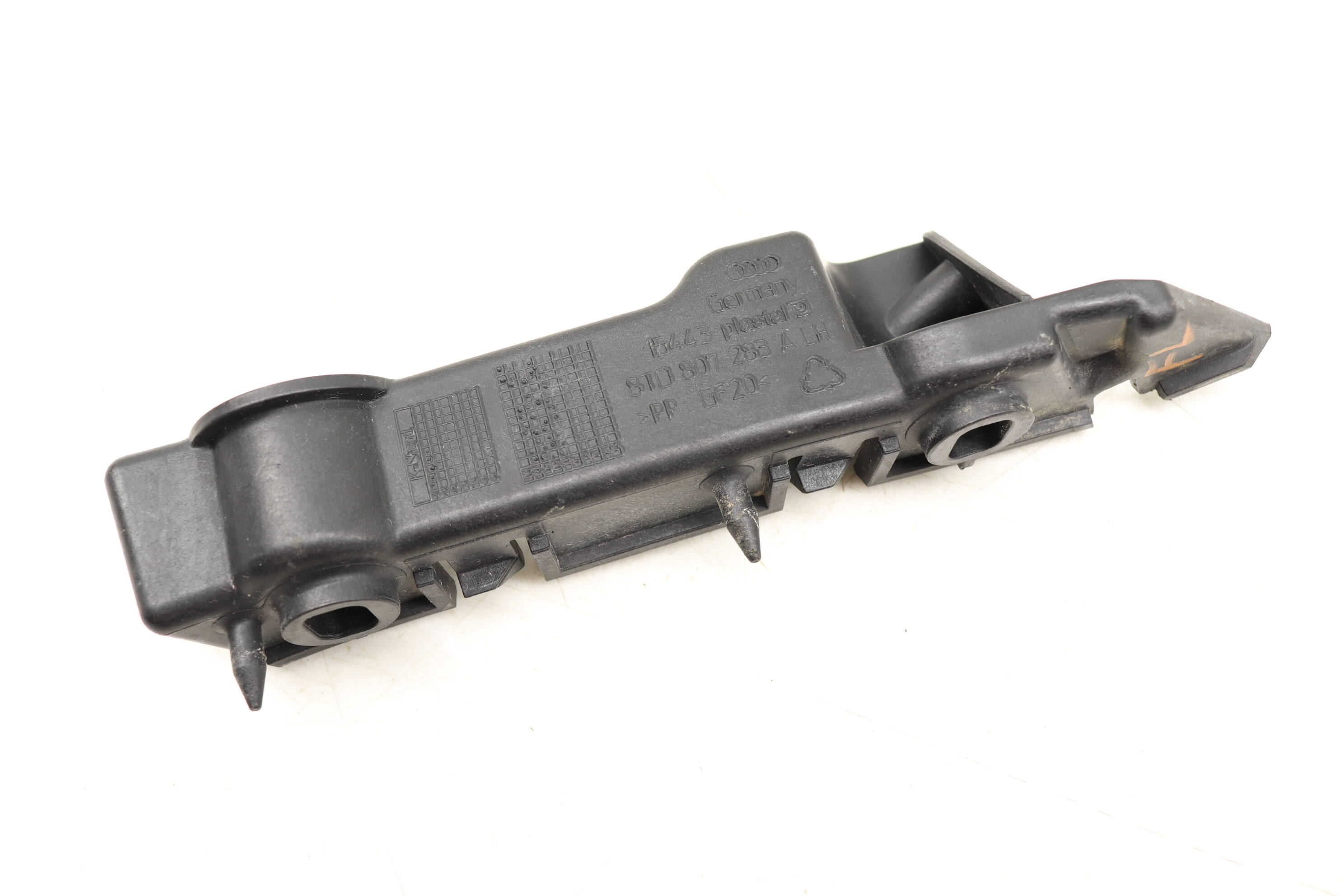 Audi Front Left Bumper Guide / Bracket 8T0807283A