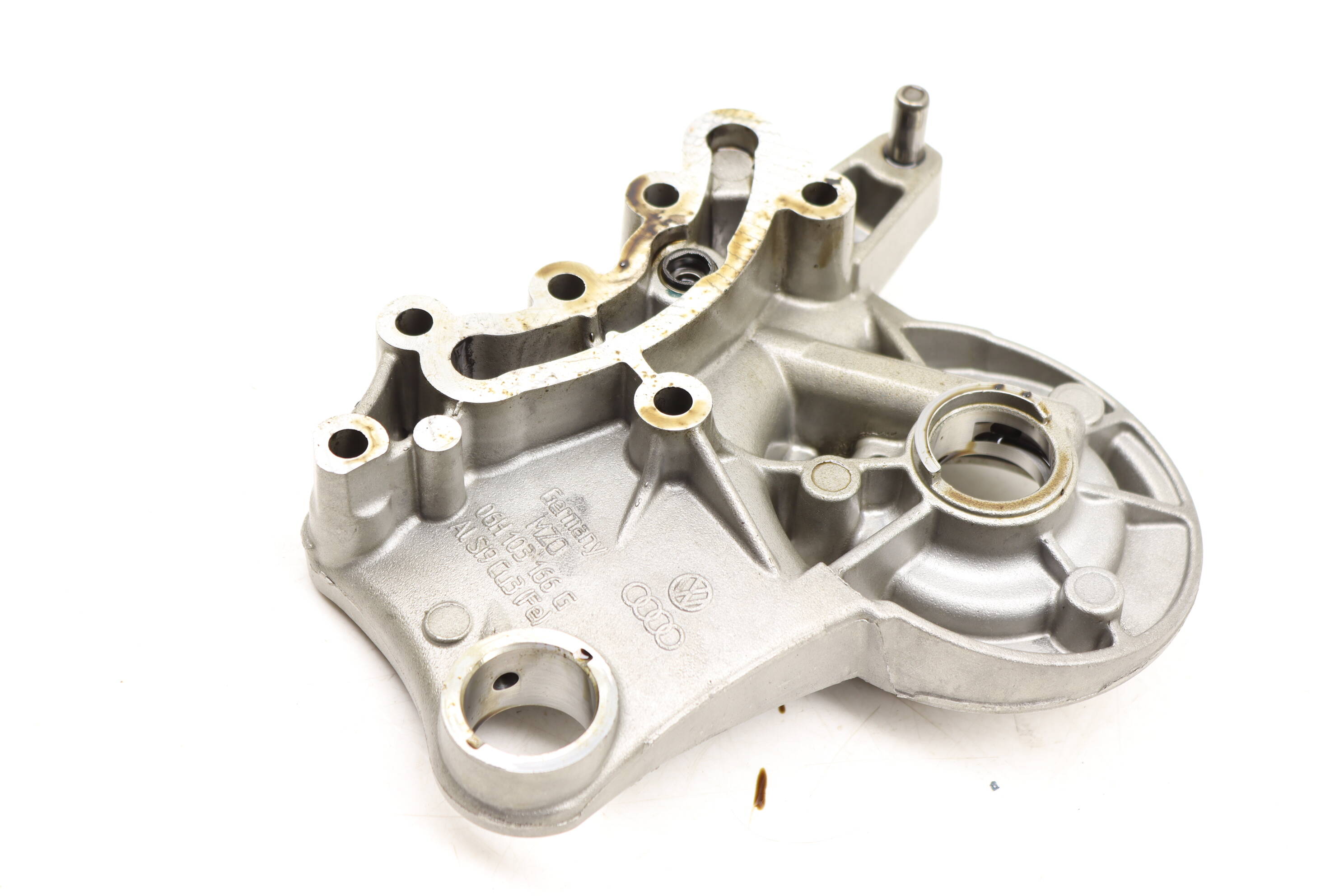 CAMSHAFT BRIDGE / BRACKET - AUDI A3 A4 ALLROAD A5 A6 Q3 VW BEETLE CC