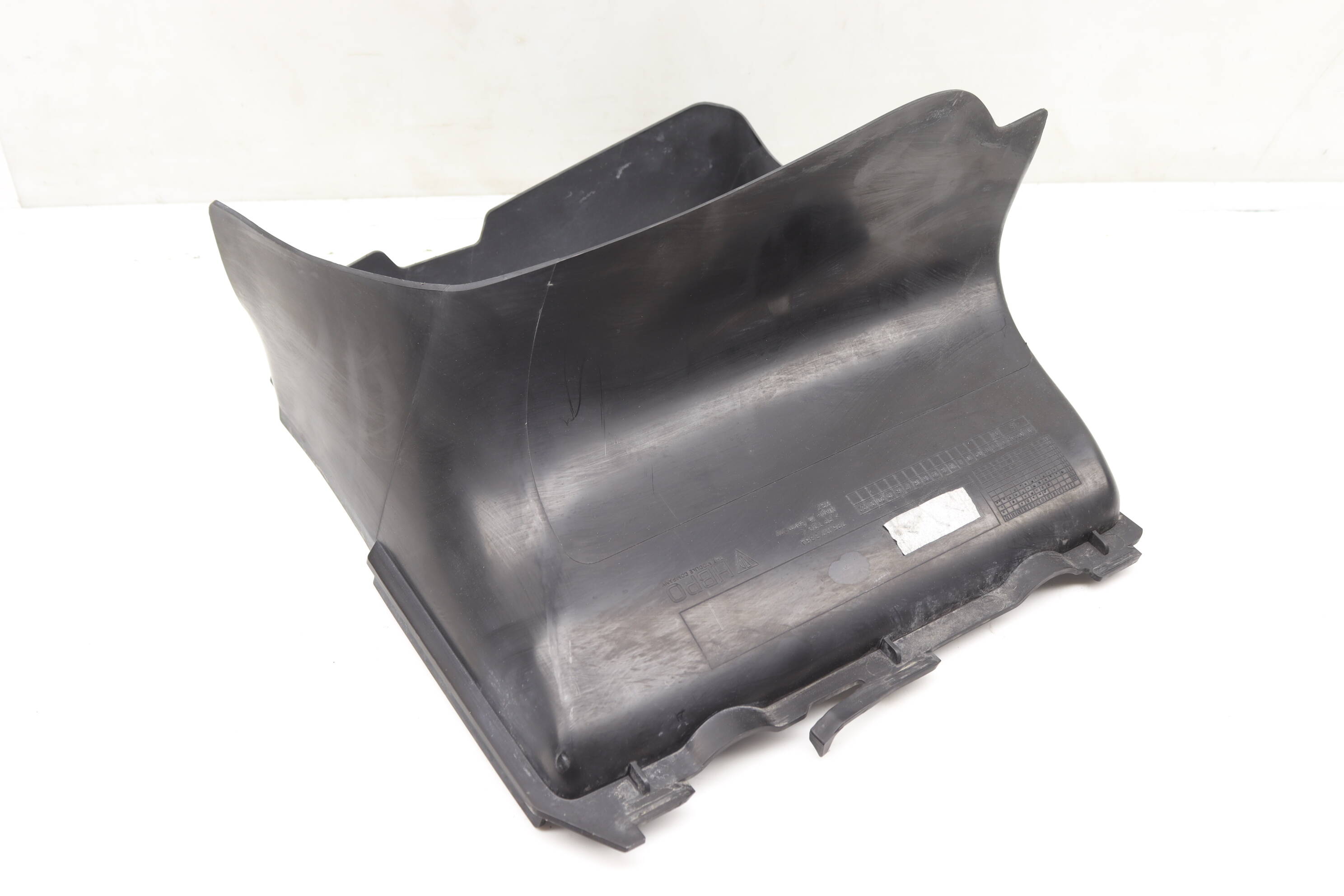 Porsche Right Auxiliary Radiator Air Guide / Duct 7P5117336A