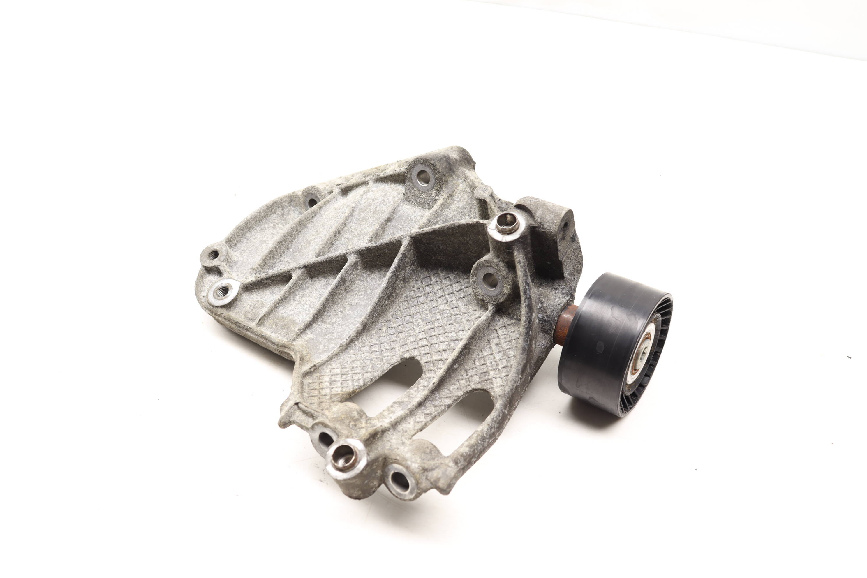 BMW Ac Compressor Mount / Bracket 64557585167