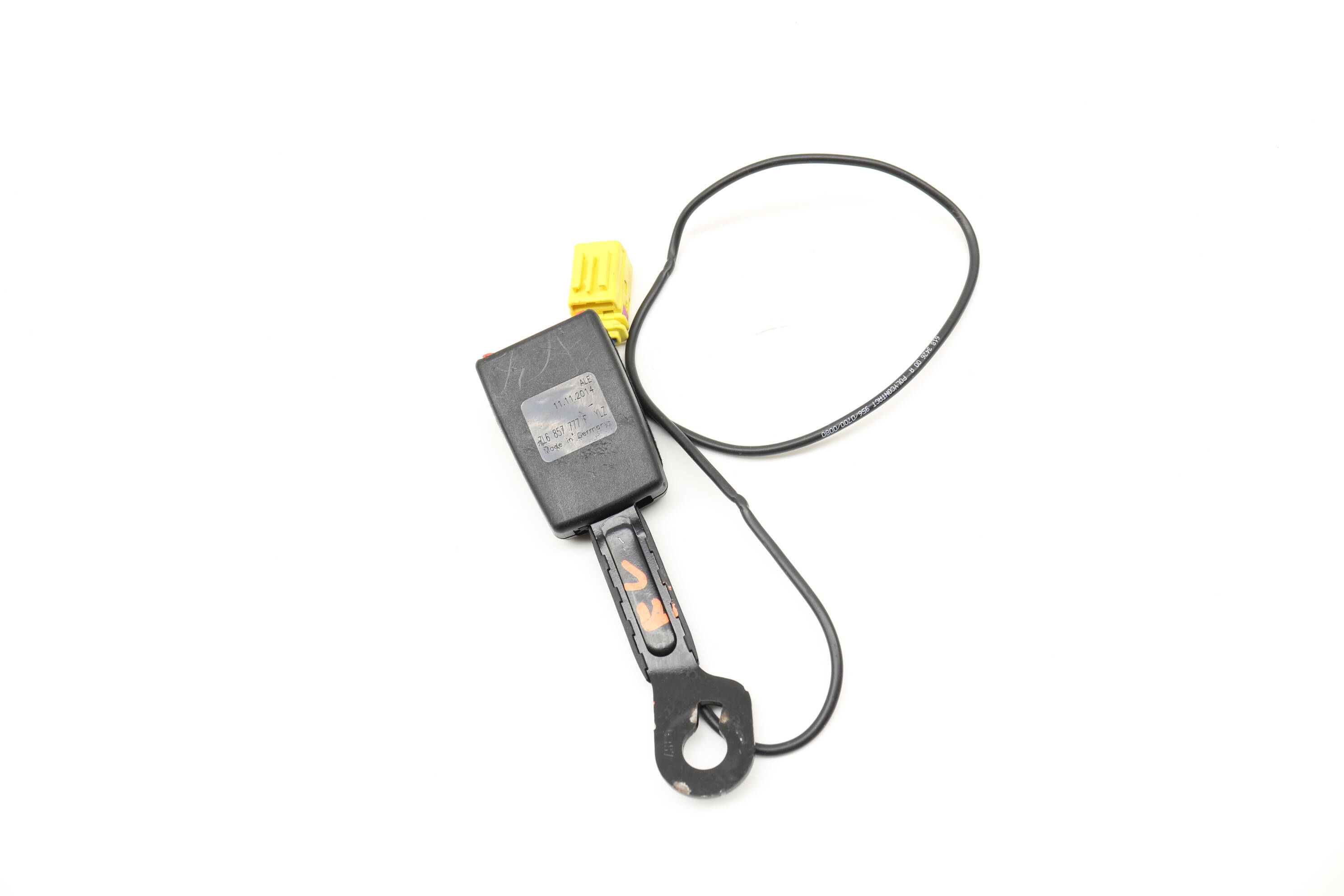 VW Front Left Seat Belt Buckle / Receiver (Touareg) 7L6857777F