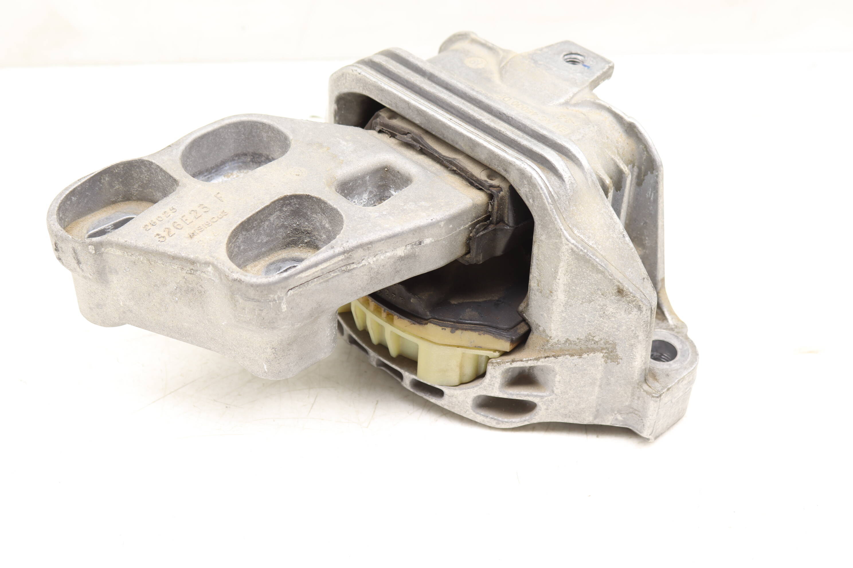 Mercedes-Benz Engine / Motor Mount 2462400617