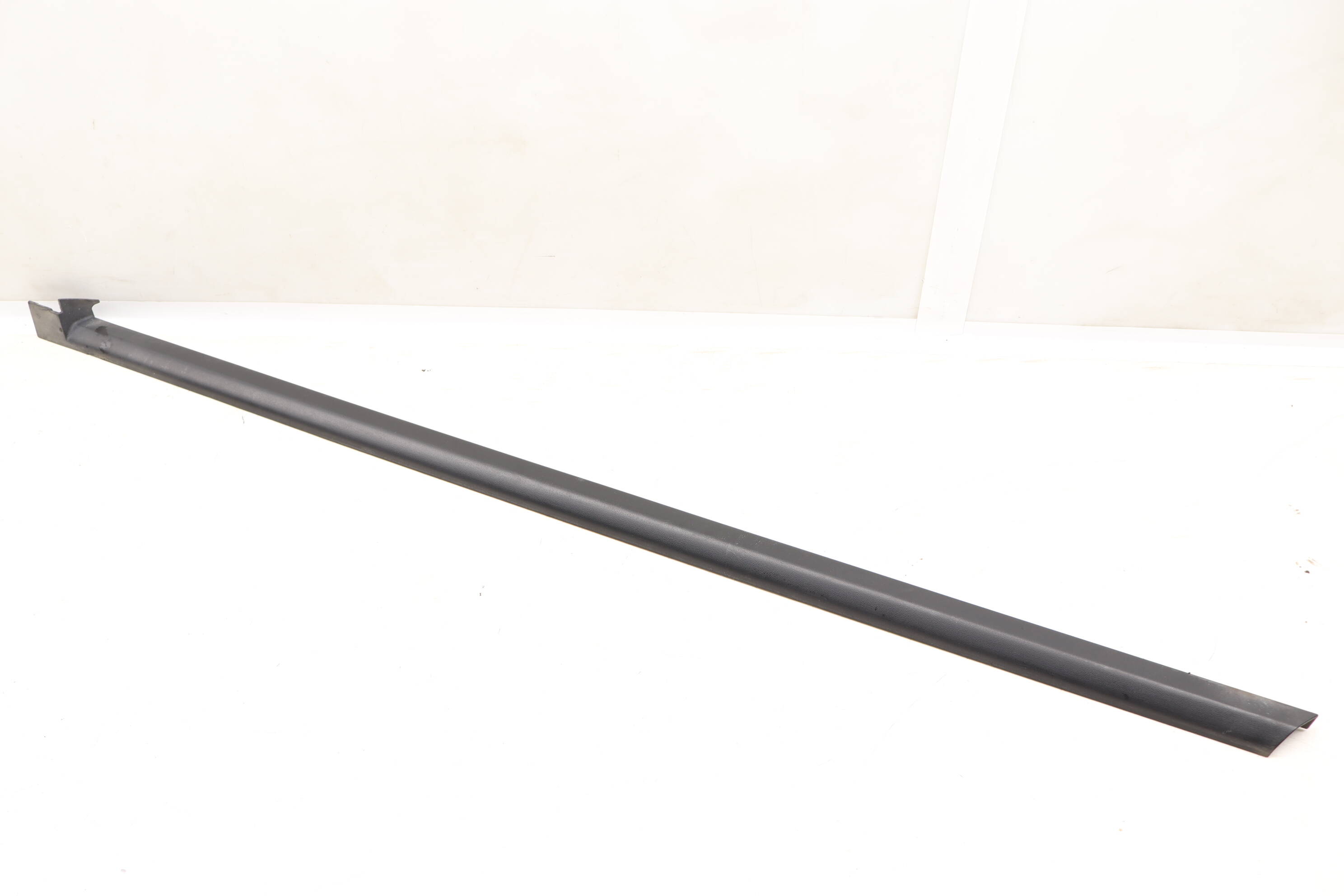 Porsche Door Sill / Scuff Panel Trim / Molding 7P5853538