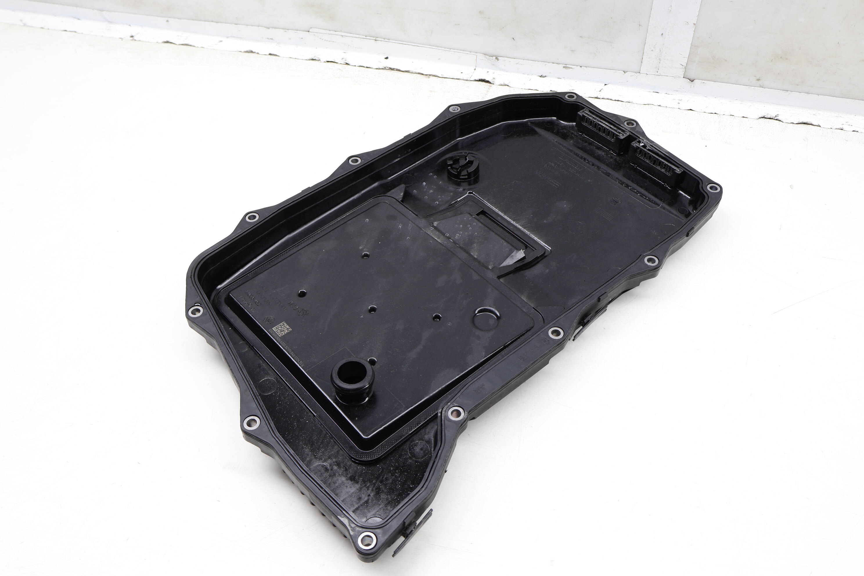 Audi Transmission Oil Pan / Sump 0D5398009C