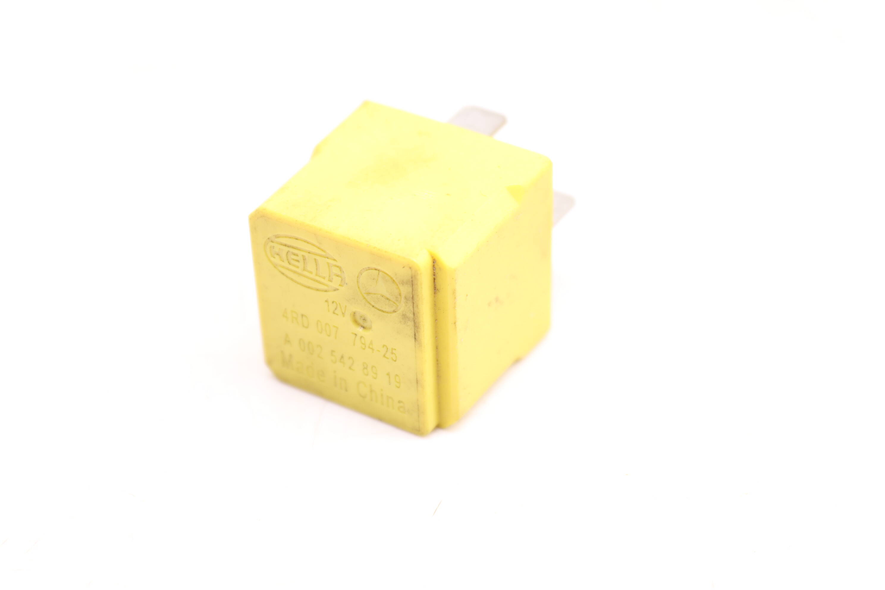 Mercedes-Benz Relay 0025428919