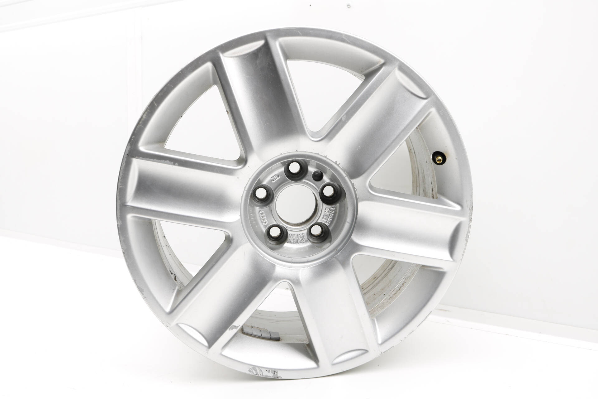 17" INCH ALLOY RIM / WHEEL (6-SPOKE) - AUDI TT - 8N0601025AA