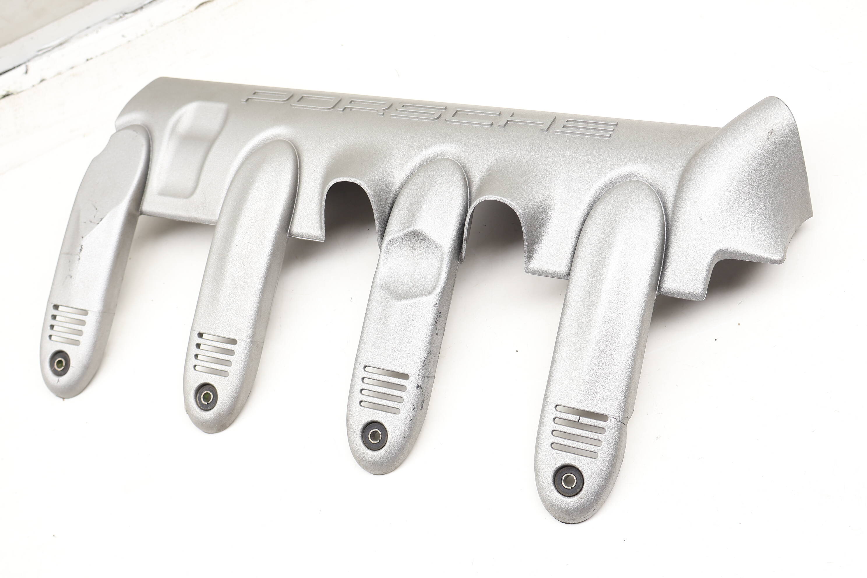 Porsche Right Engine Cover (Cayenne) 7L5103908