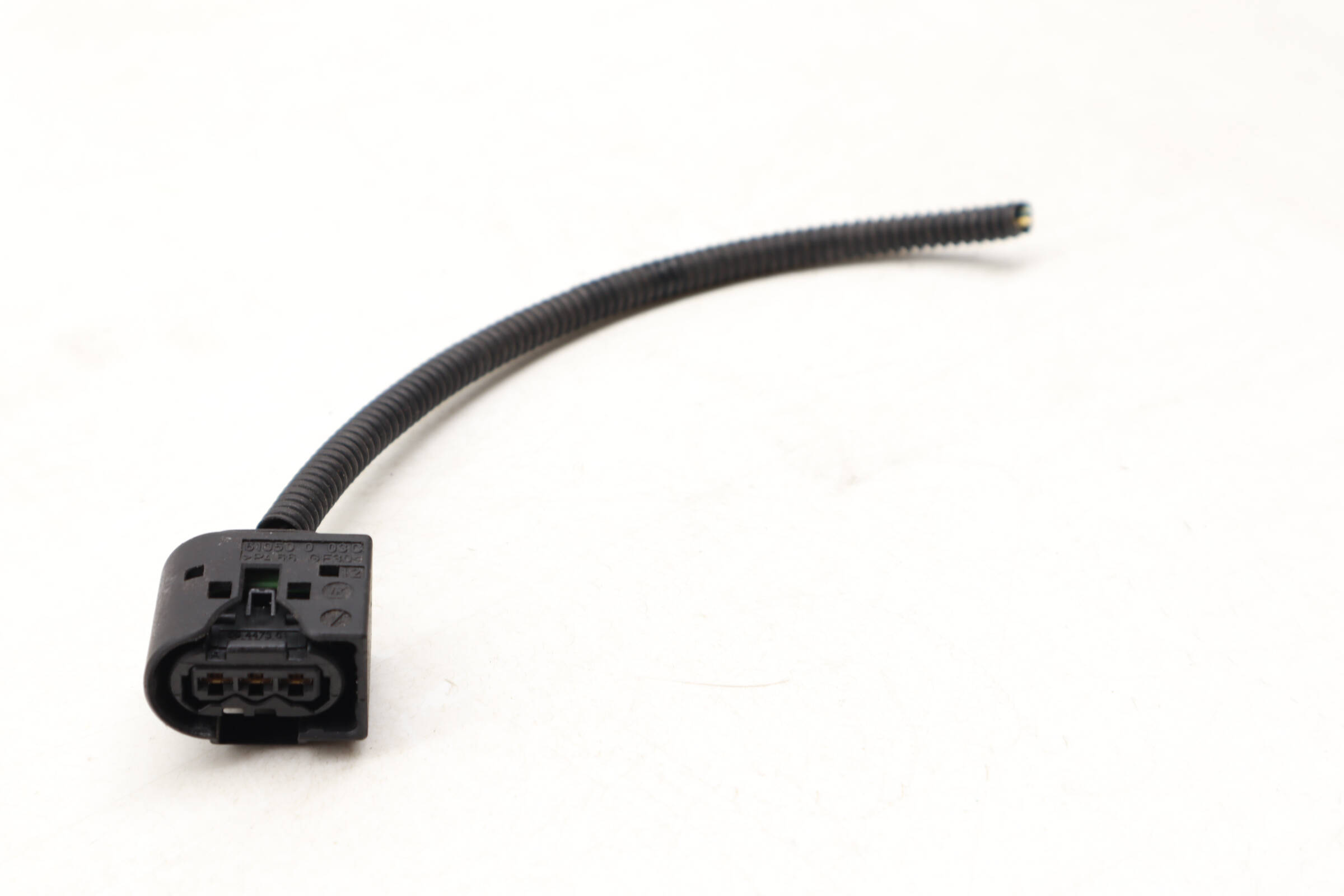 MAP / INTAKE MANIFOLD PRESSURE SENSOR WIRING CONNECTOR / PIGTAIL - BMW