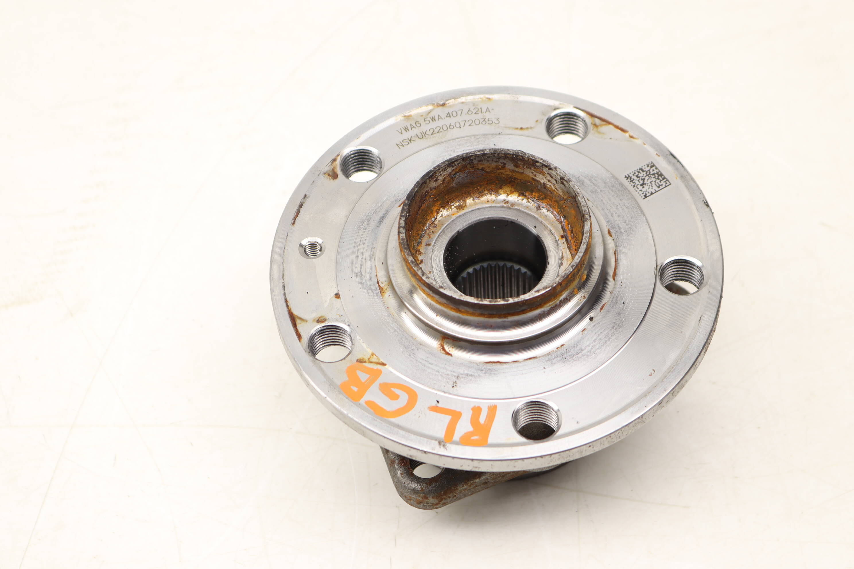 Audi Wheel Bearing / Hub 5WA407621A