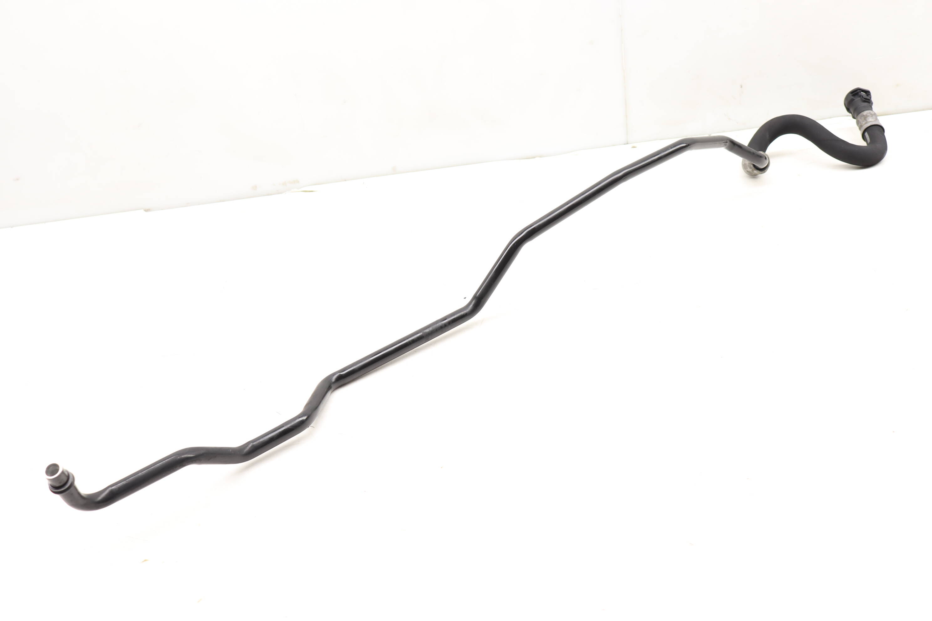 BMW Transmission Oil Cooler Line / Pipe (Outlet) 17227577642