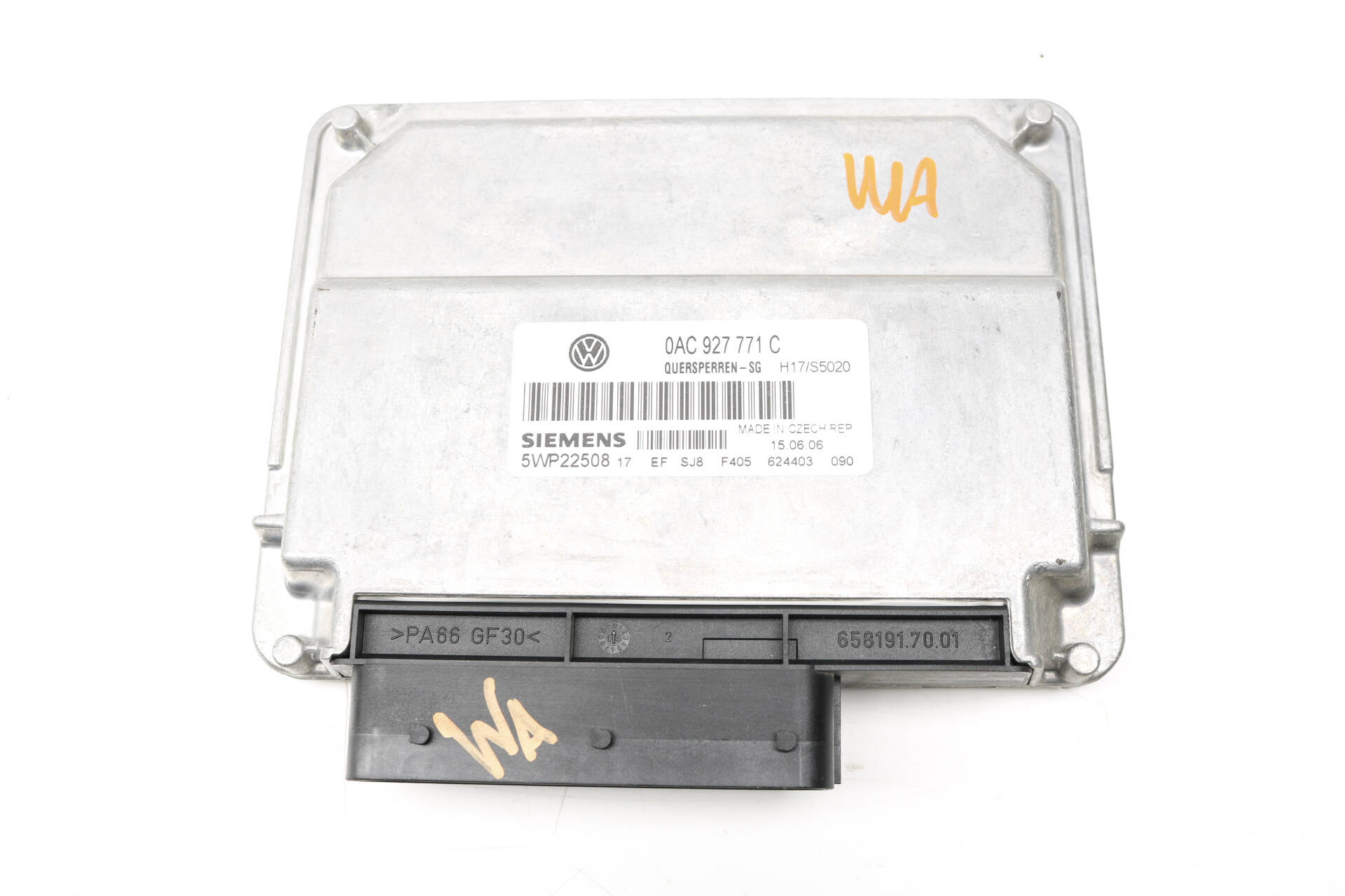 VW Differential Lock Control Module (Touareg) 0AC927771C