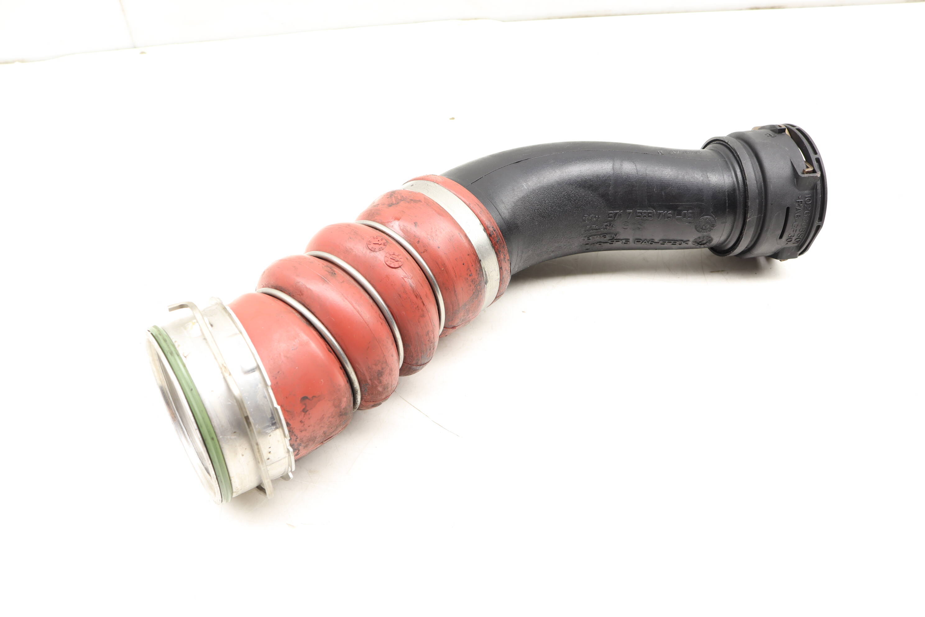 BMW Right Turbo Intercooler Hose / Tube (X6, X5) 13717583716