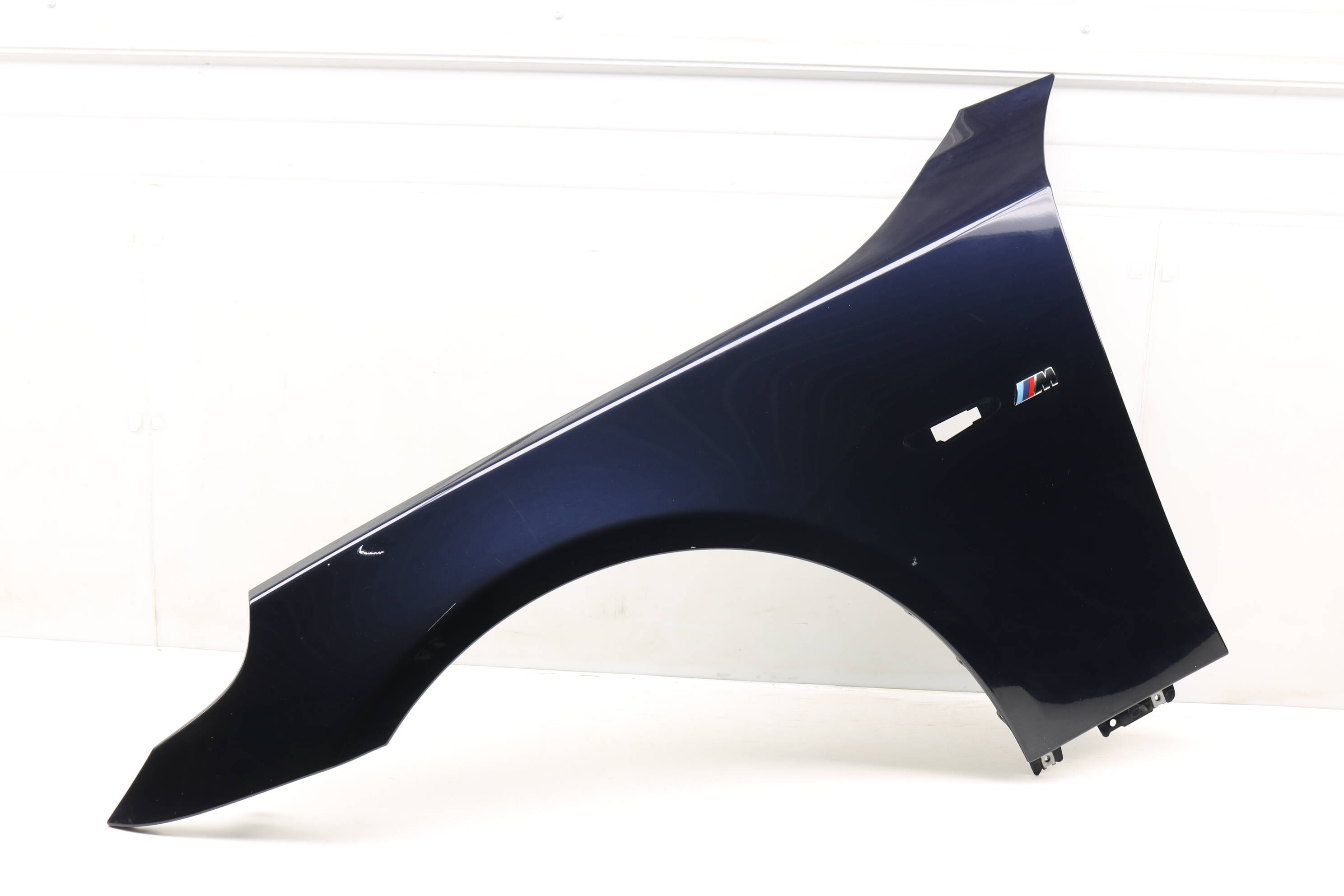 BMW Left Fender 41357111429