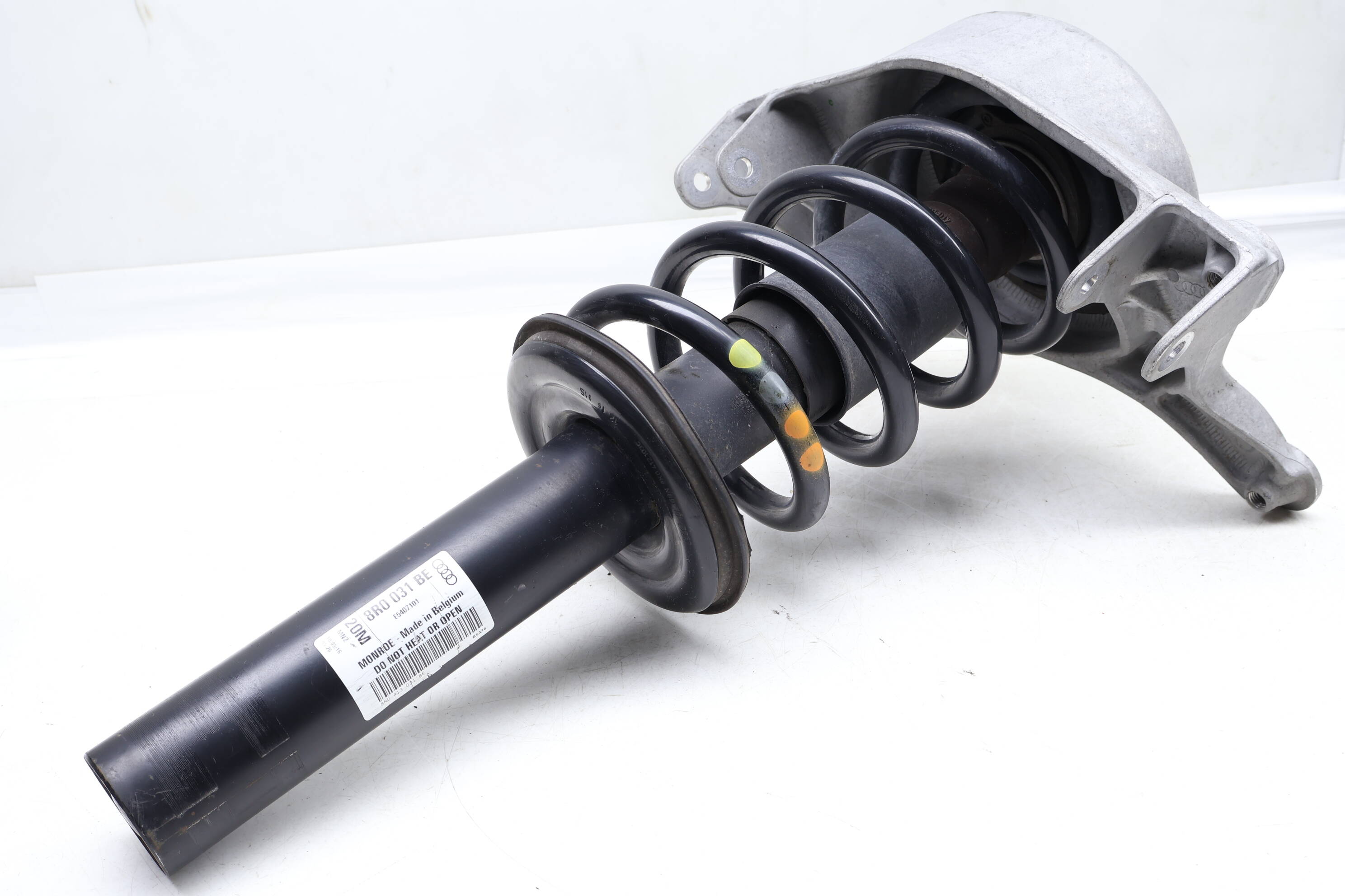 Audi Front Right Strut Shock / Spring Assembly 8R0413031BE