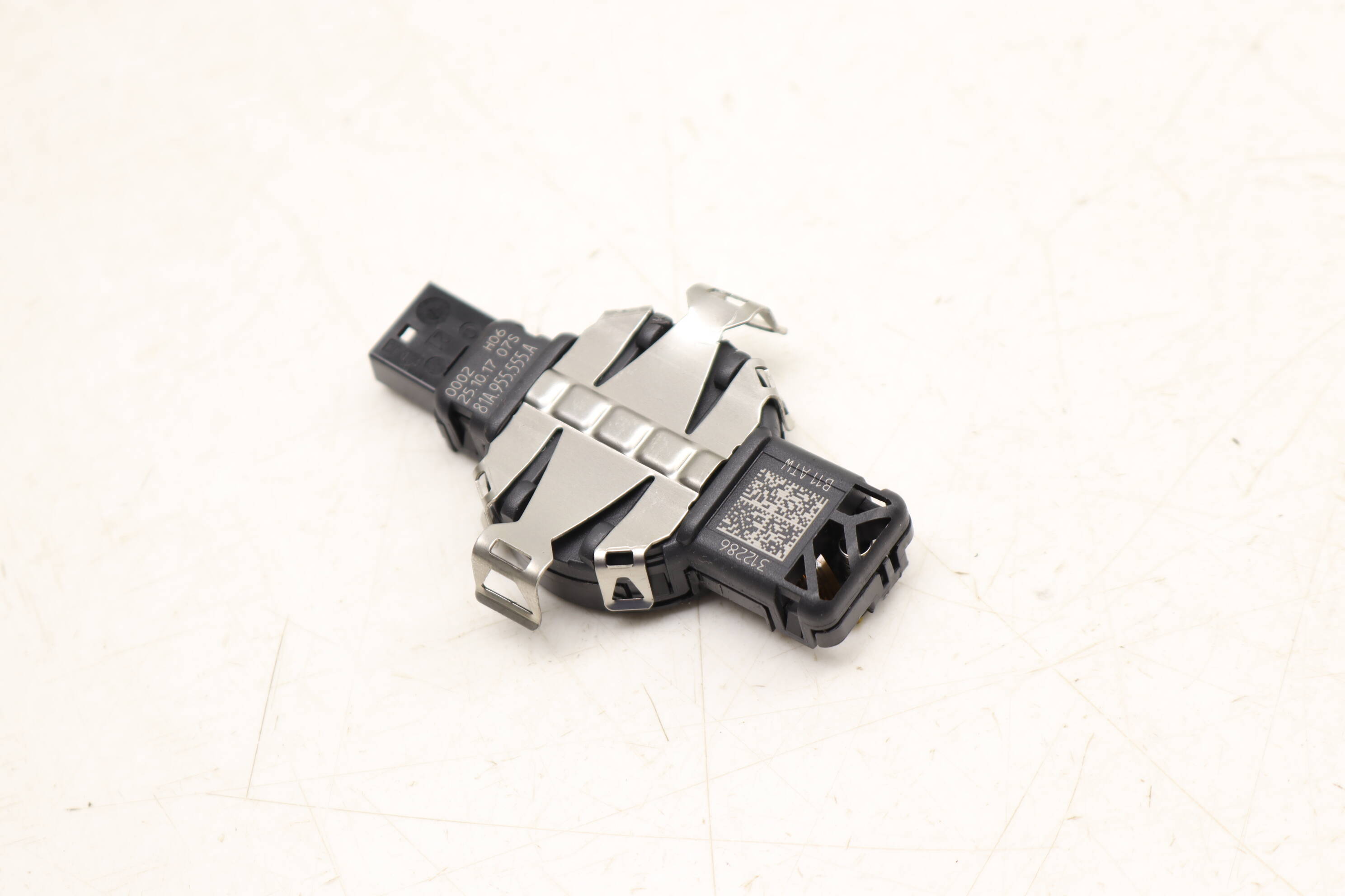 Audi Rain / Light / Humidity Sensor 81A955555A