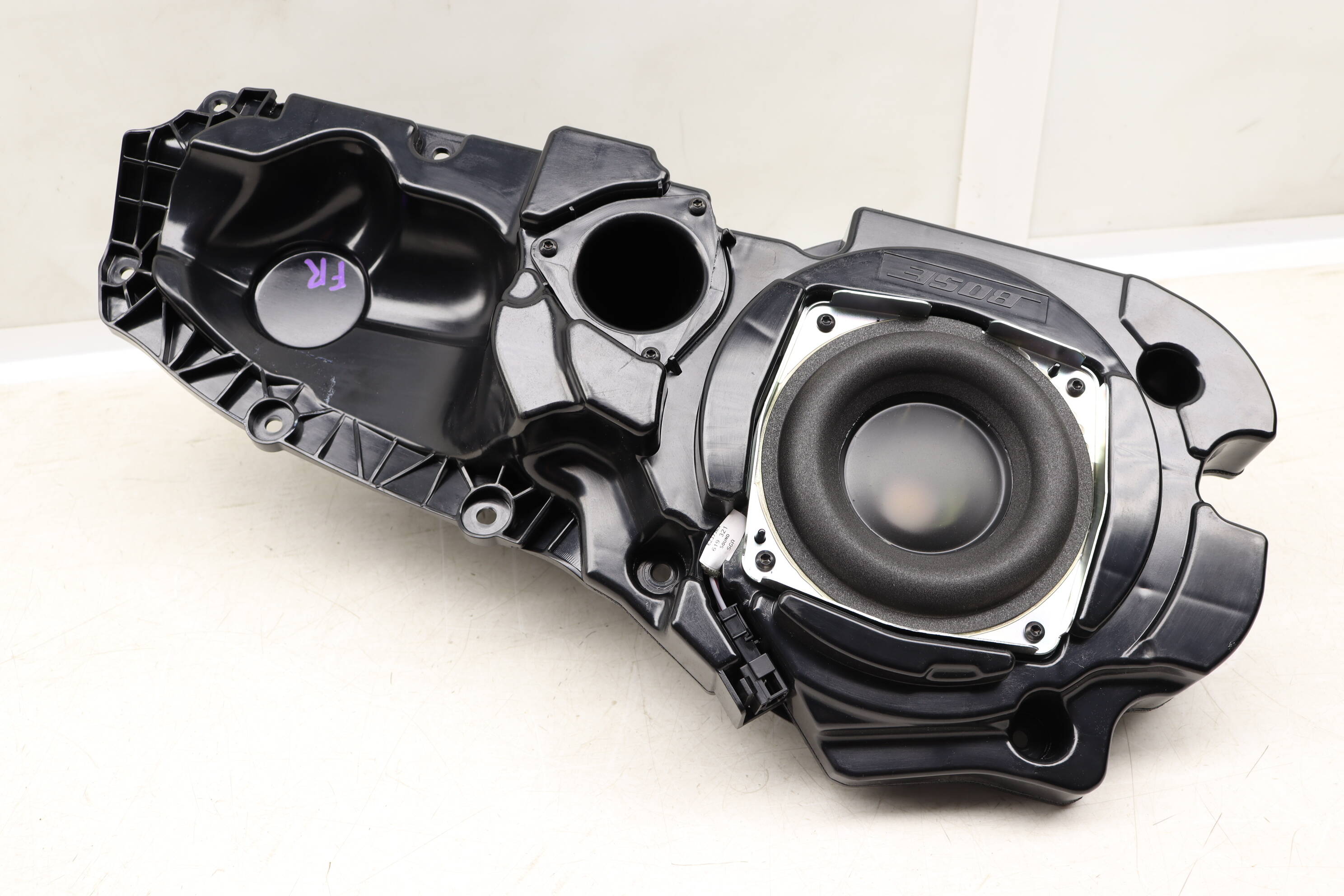 Audi Front Right Speaker / Subwoofer / Bass Box (Bose) 4G0035298