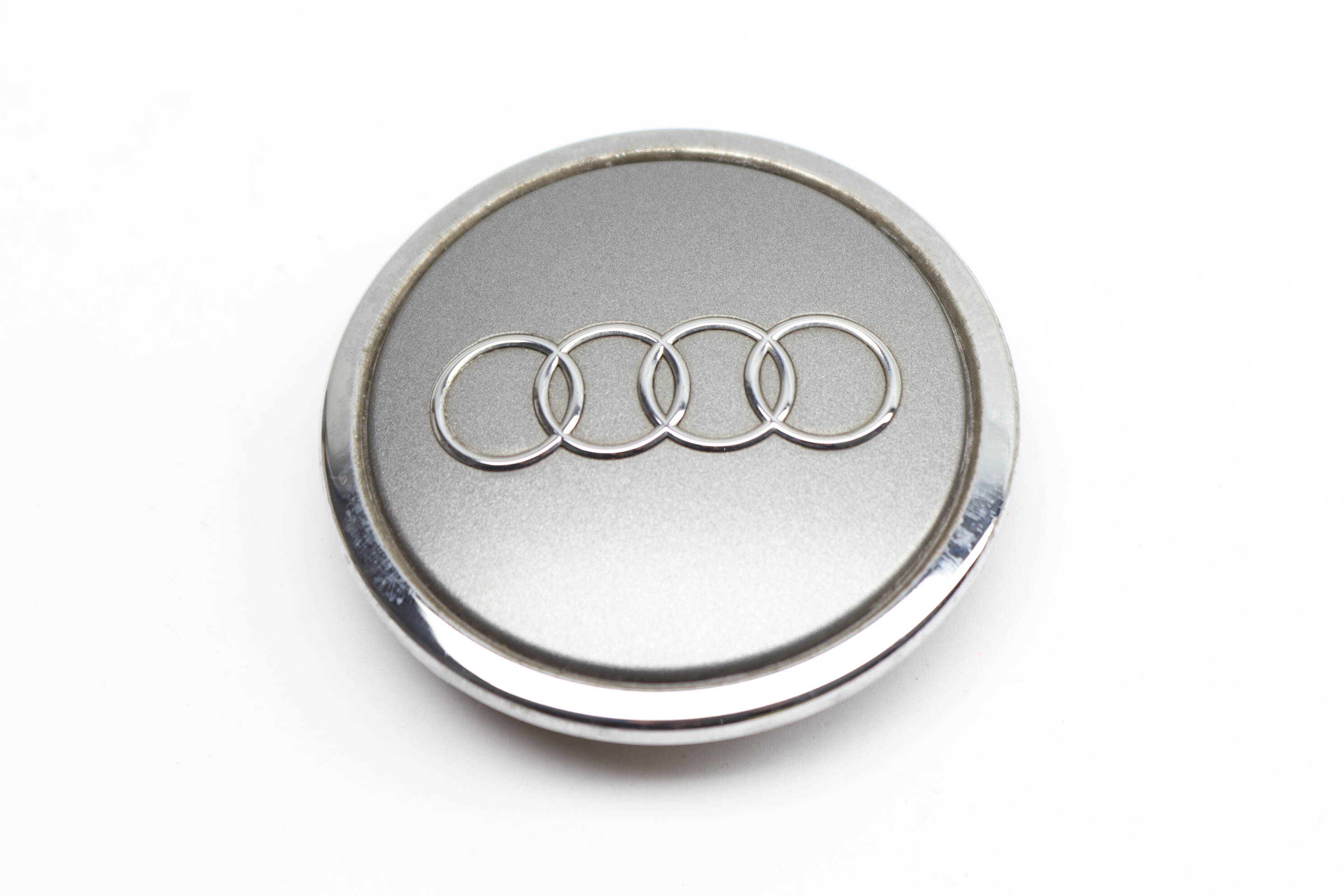 Audi Wheel Center Cap 8T0601170A