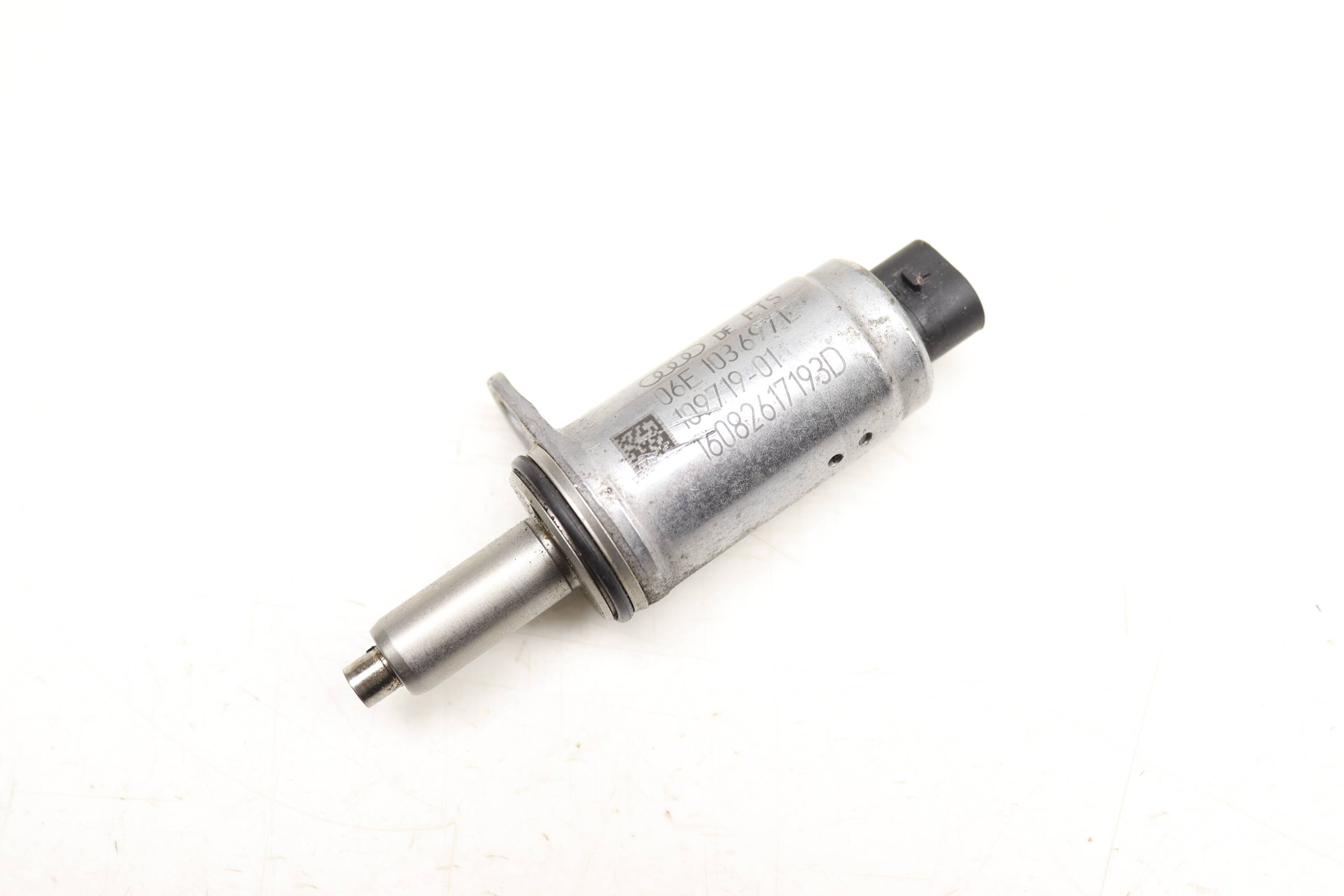 Audi N205 Cam Valve / Camshaft Adjustment Solenoid 06E103697L