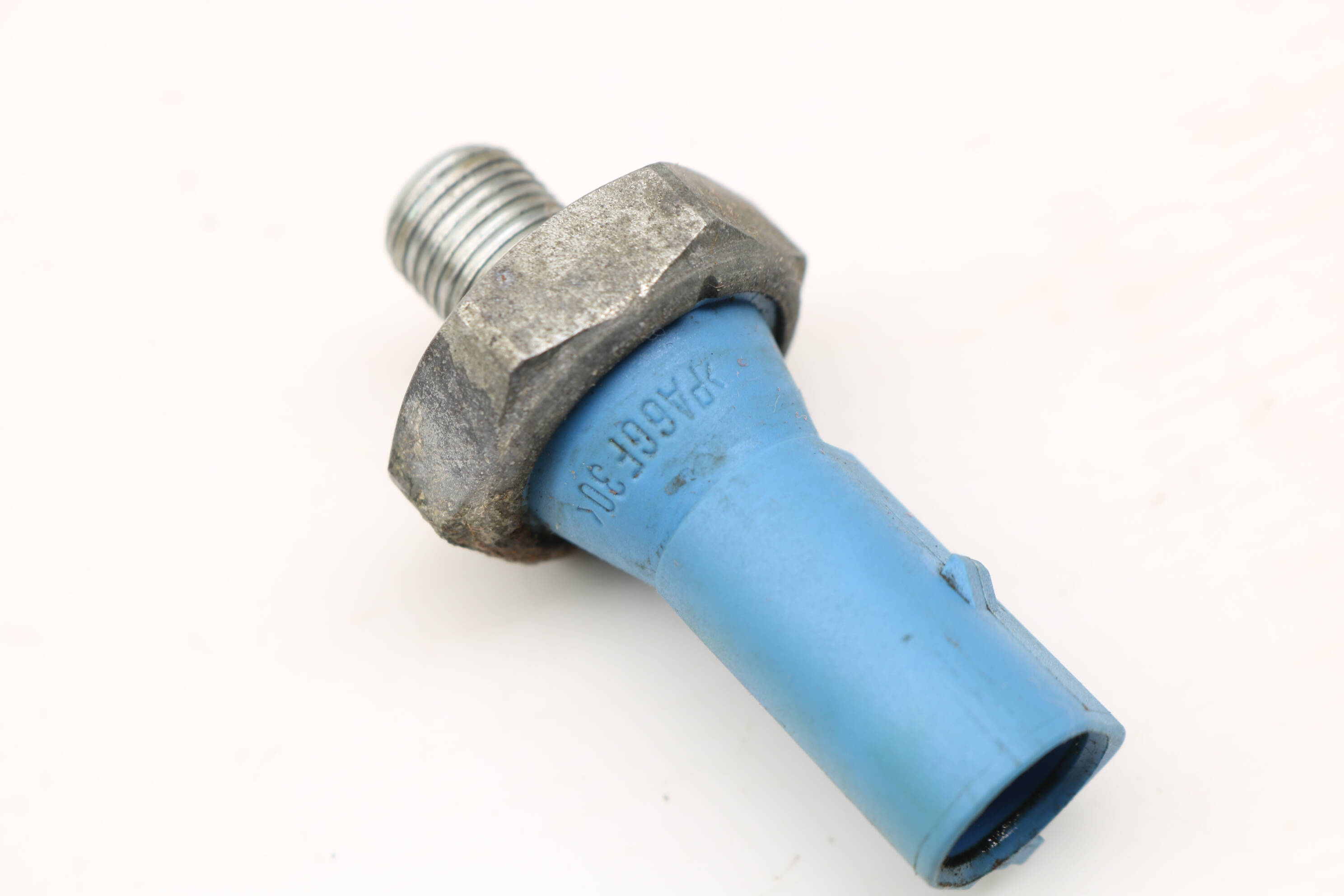 VW Engine Oil Pressure Sensor / Switch 06K919081B