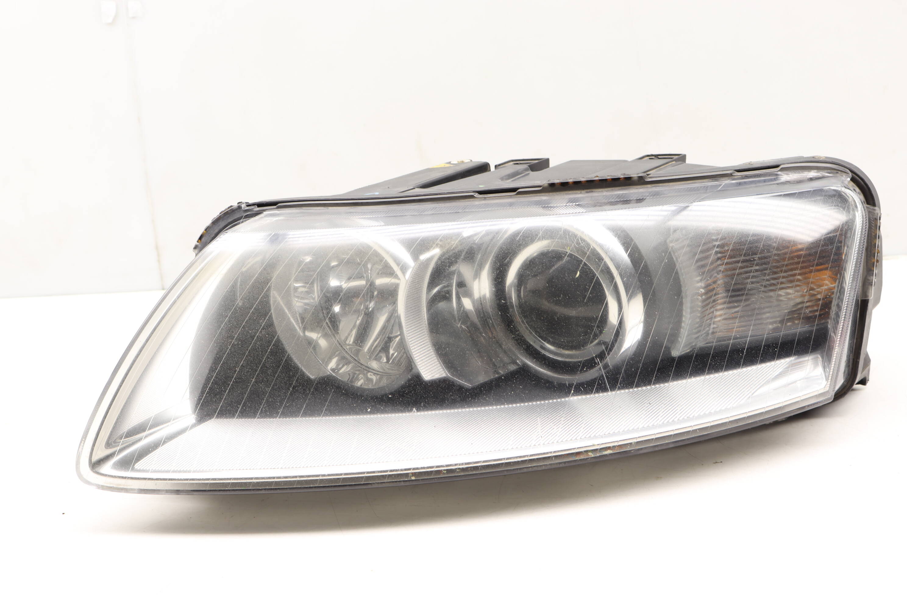 LEFT - AFS XENON HEADLIGHT / HEADLAMP - AUDI A6 - 4F0941029BD