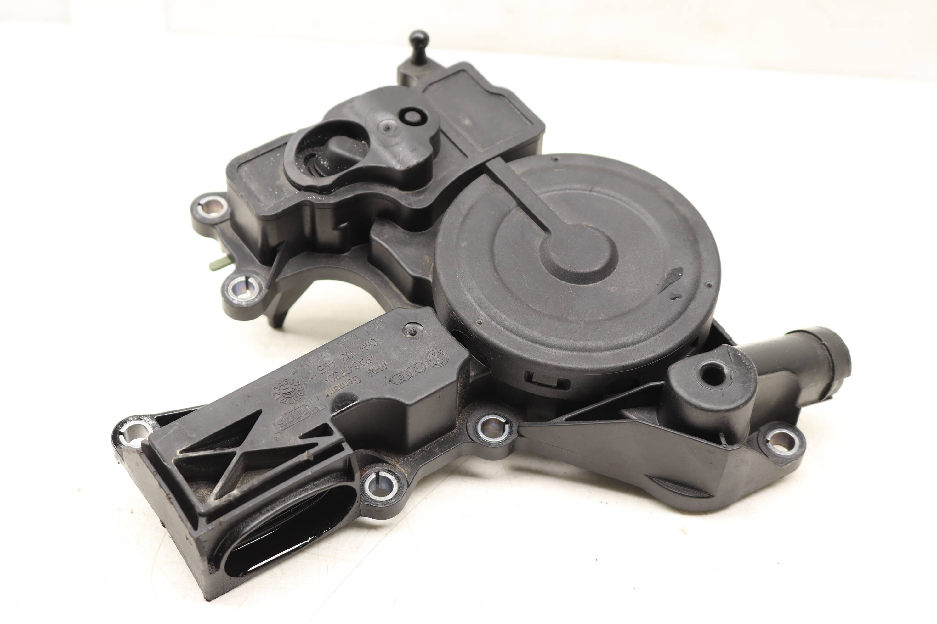VW Crankcase Pcv Valve / Oil Separator 06H103495AH
