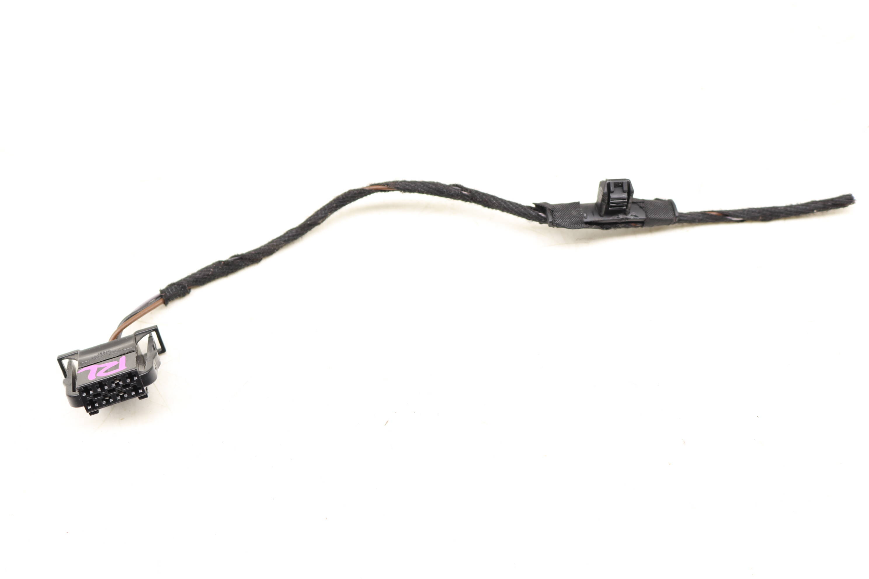 Audi Tail Light Wiring Harness Connector / Pigtail 3B0972724