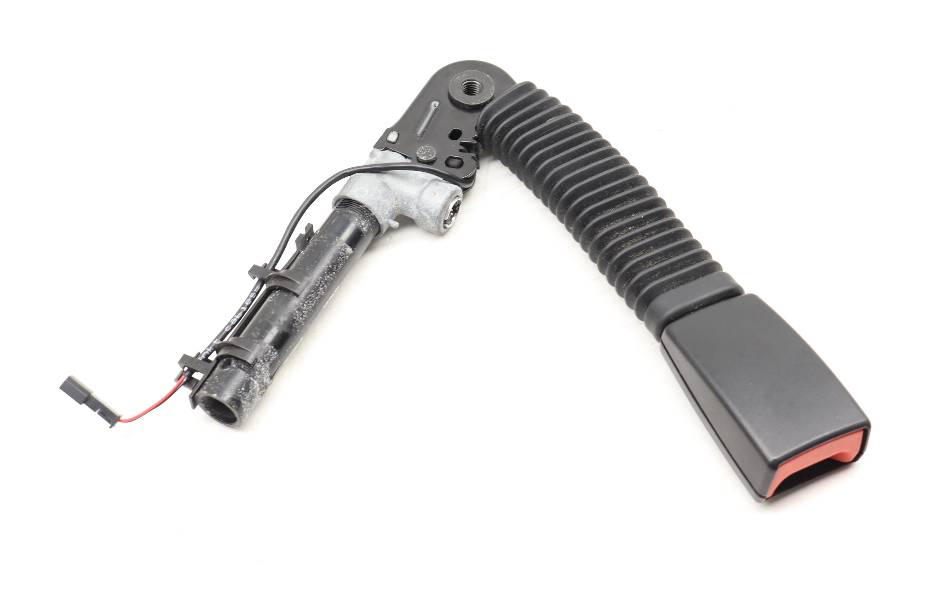 BMW Front Left Seat Belt Buckle / Receiver 72119115305