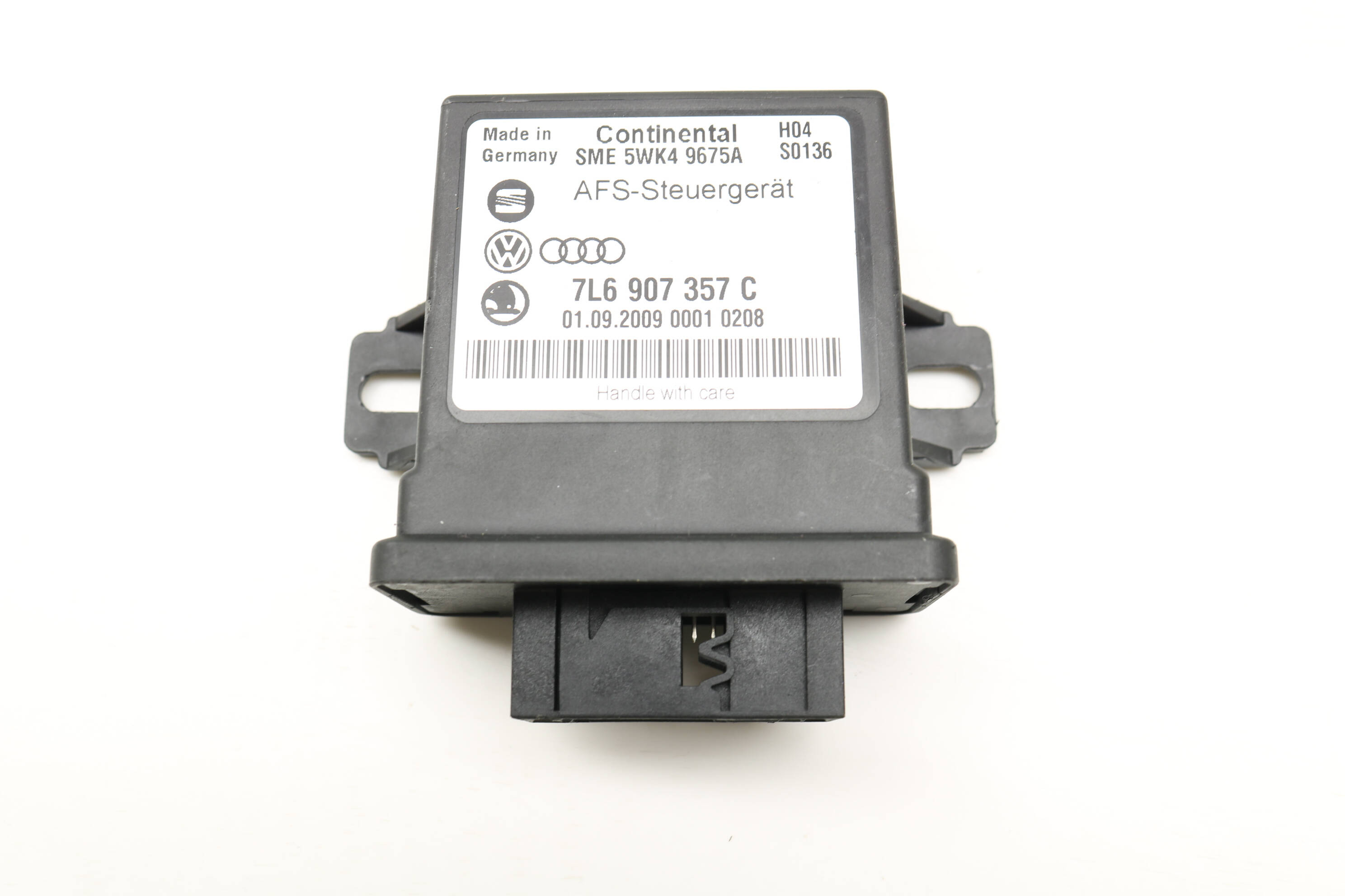 HEADLIGHT CORNERING CONTROL MODULE - VW TOUAREG - 7L6907357C