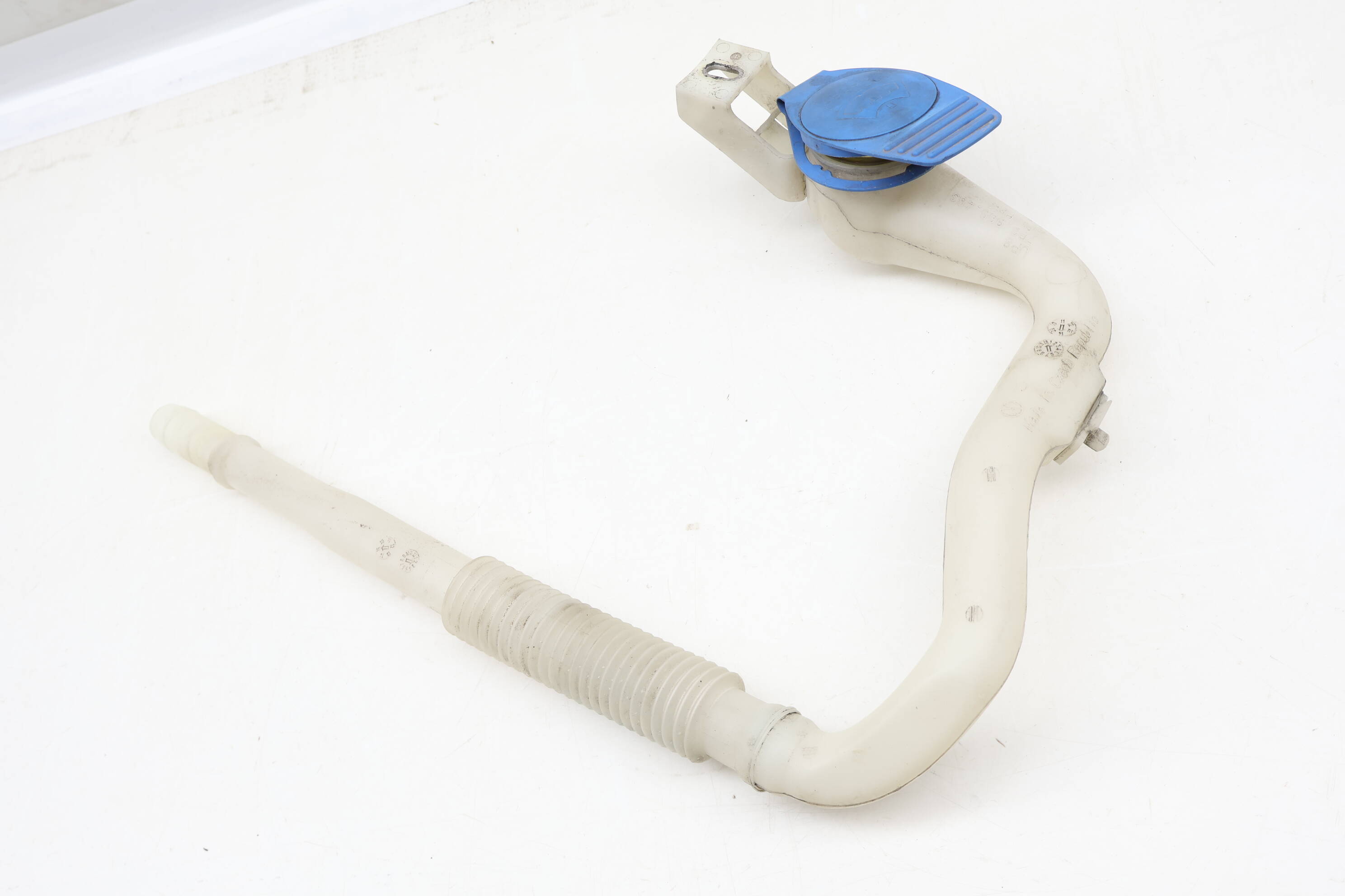 VW Windshield Washer Reservoir / Tank Filler Neck 7P6955463