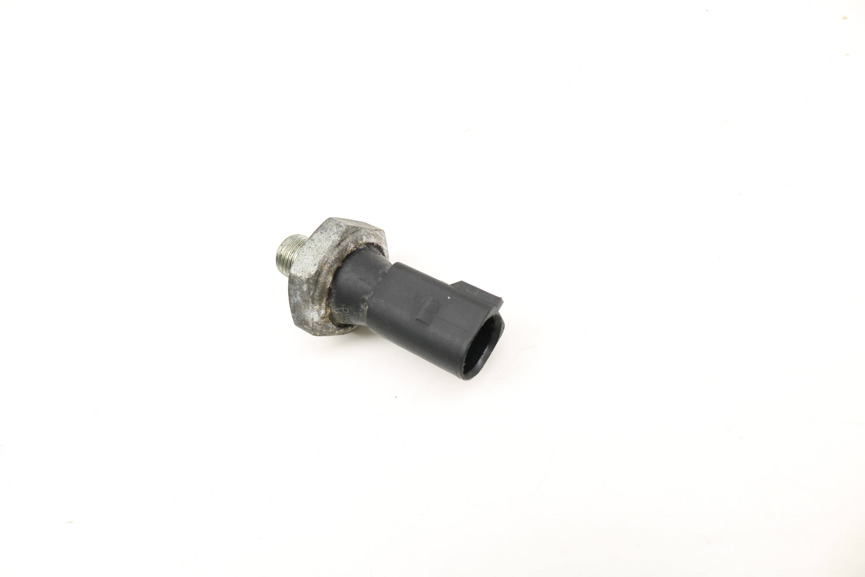 Porsche Engine Oil Level Sensor 03L907660B