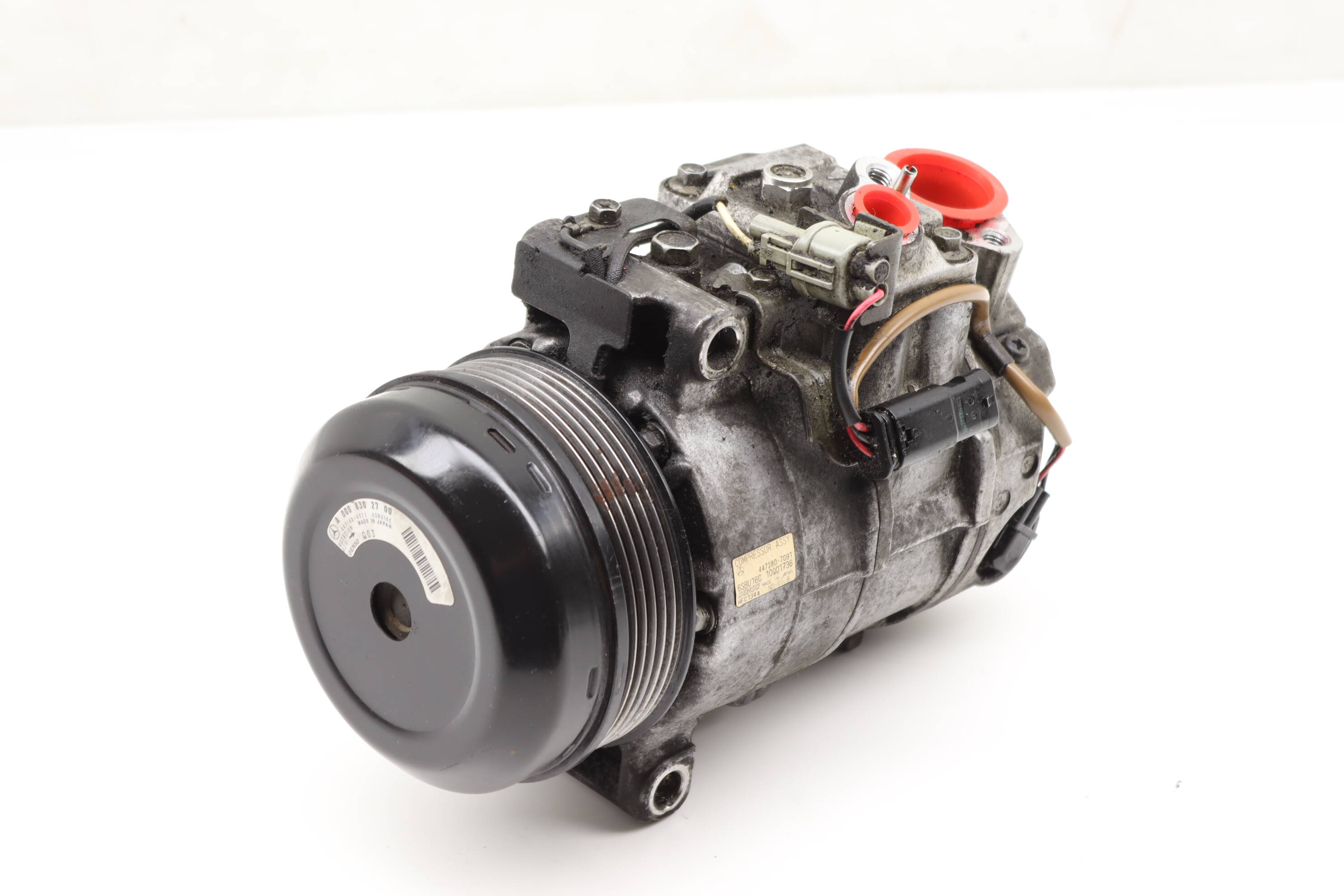 Mercedes-Benz Ac Compressor (SLK350, C350) 0008302700