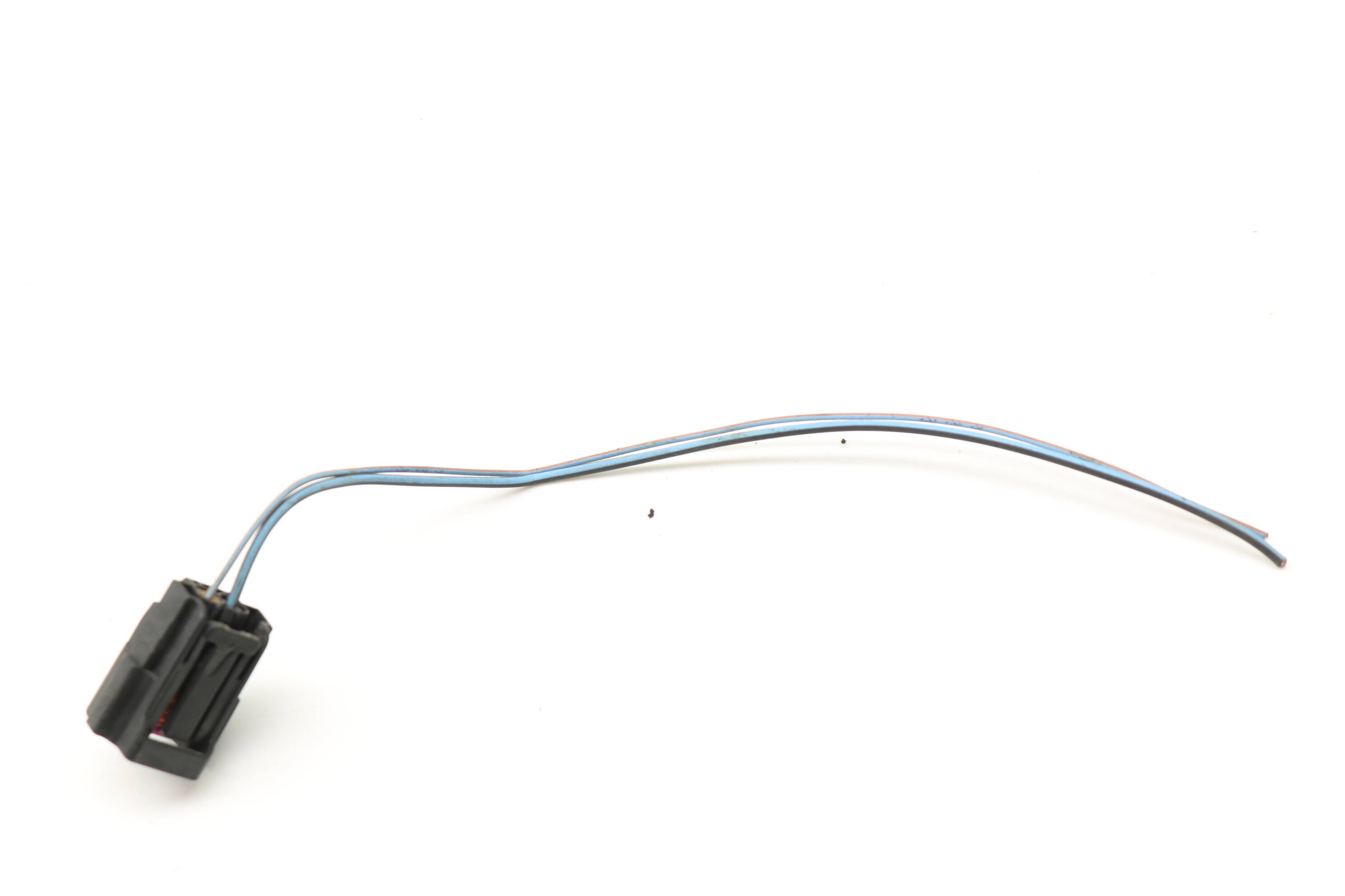 Audi Fuel Injector Wire Pigtail / Connector 8E0973722