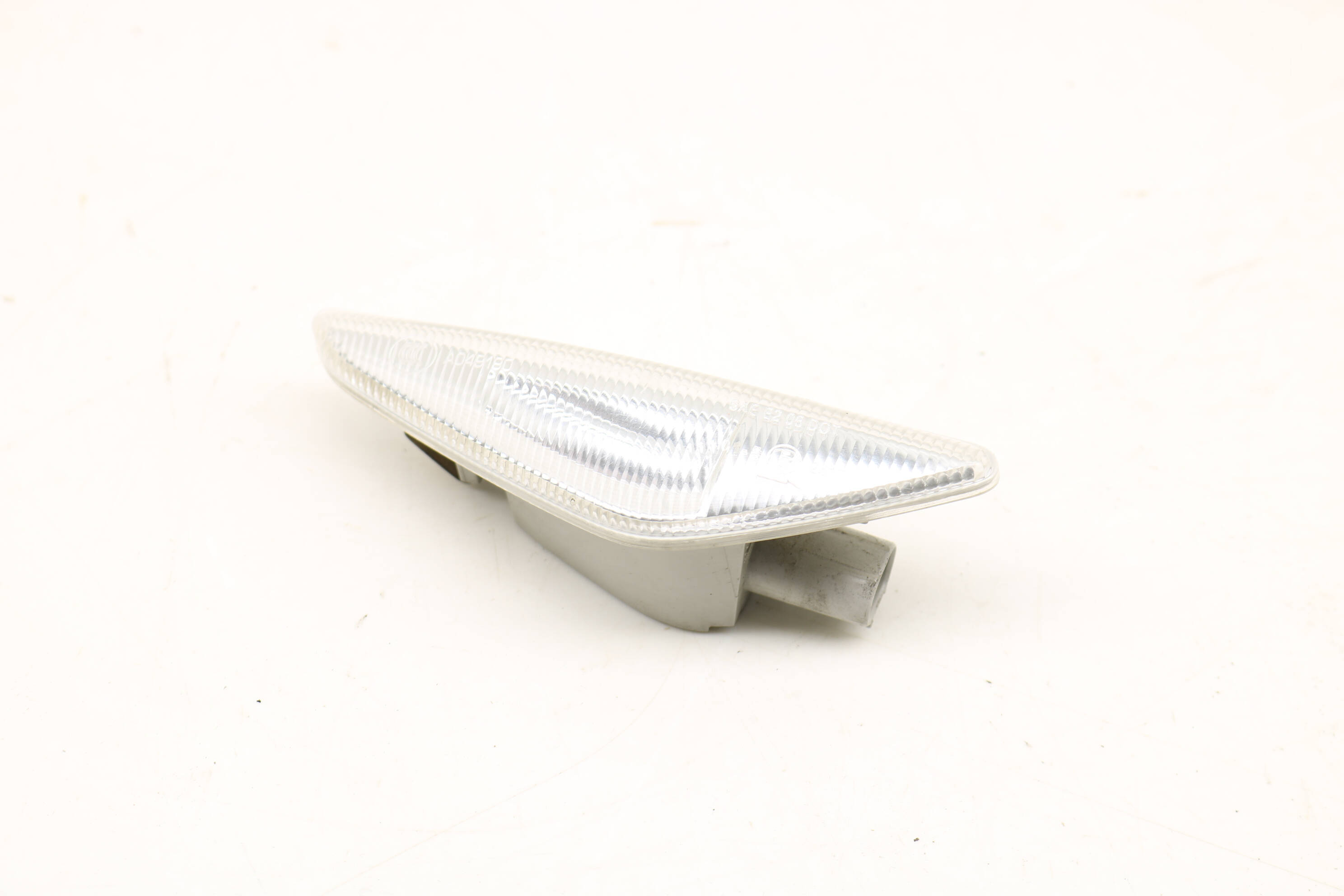BMW Right Fender Turn Signal Light (X5, X6, X3) 63137171008