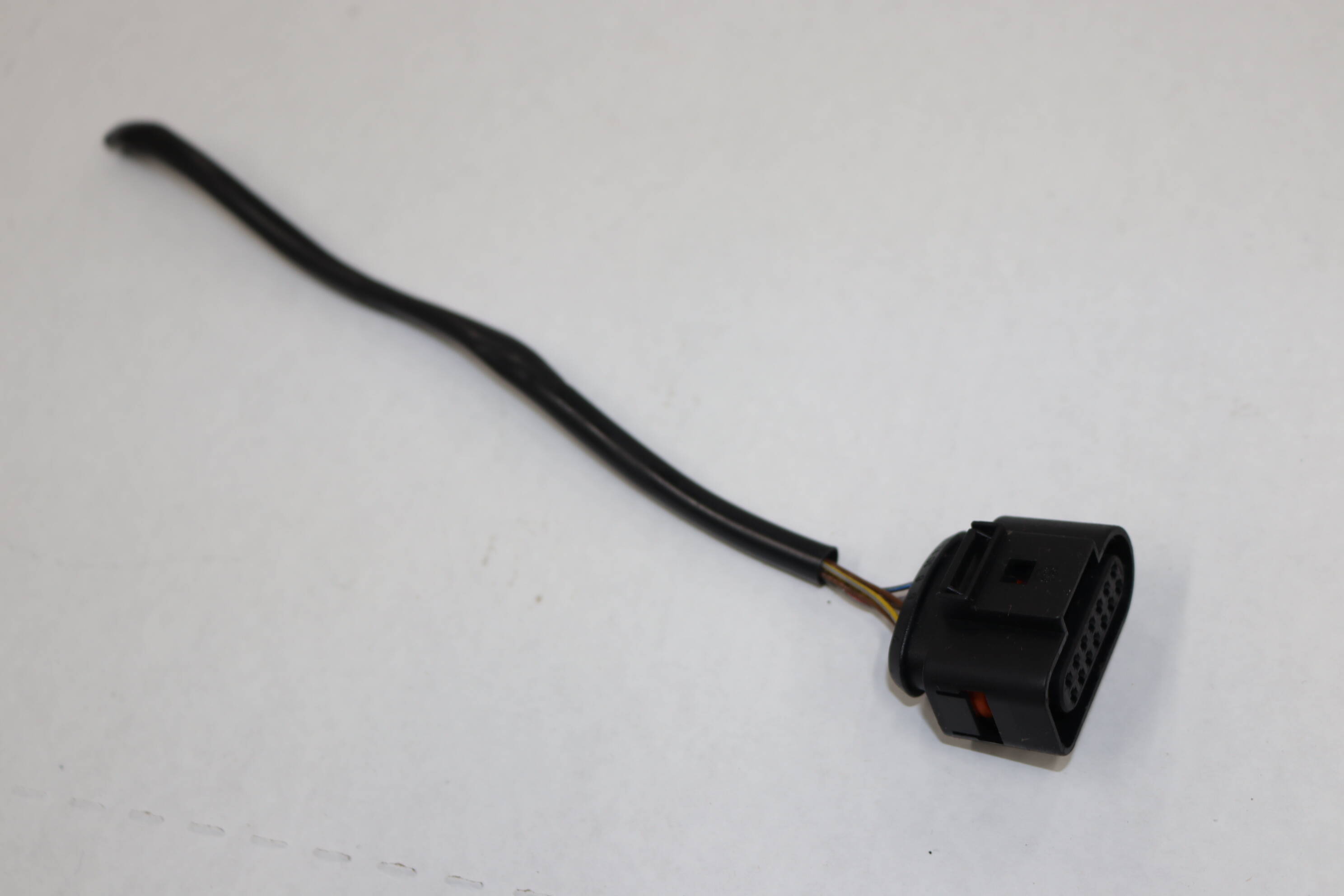 VW 14-Pin Wiring Connector / Pigtail 6X0973717
