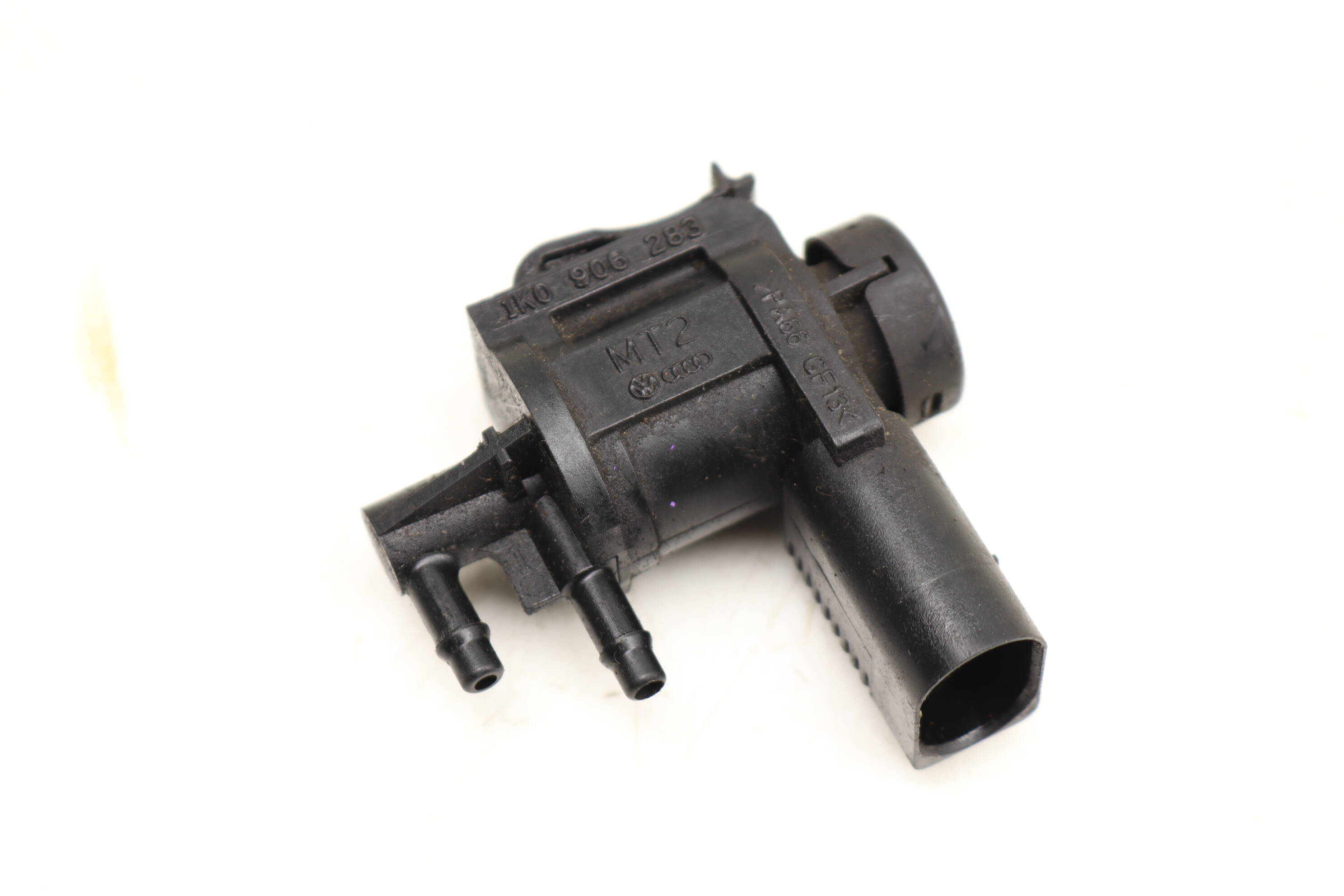 VW Vacuum Solenoid Valve 1K0906283
