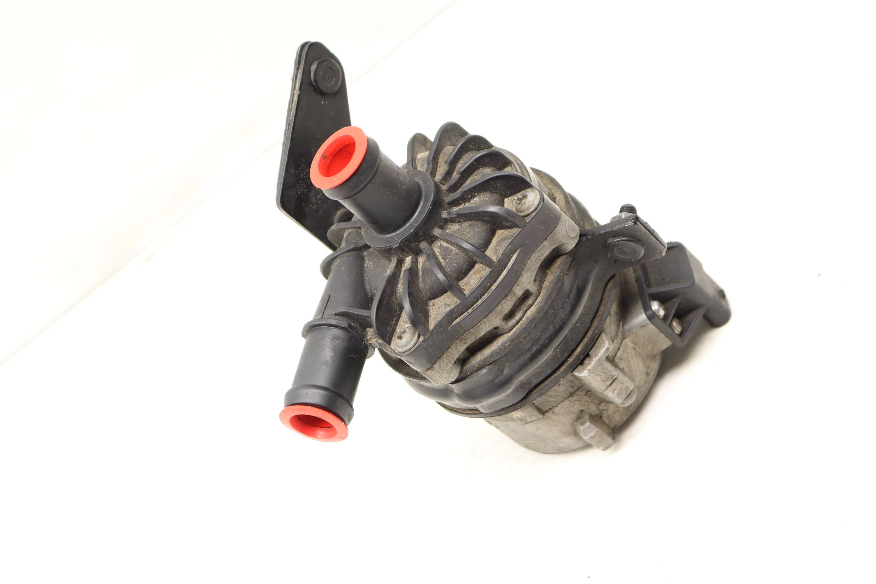 Audi Coolant / Water Pump (A5 Quattro, Q7, S5, S4, A5) 8K0965567