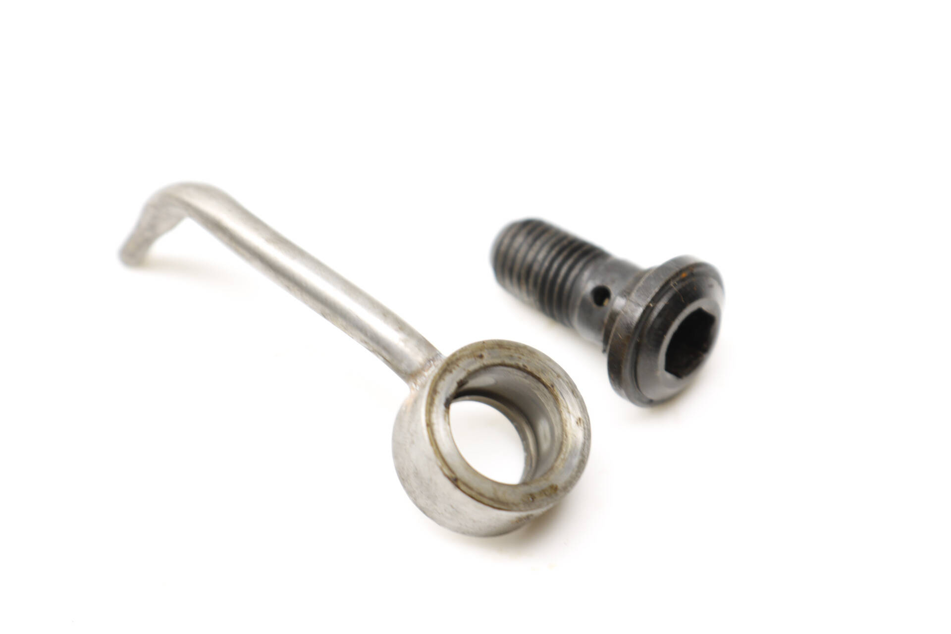 WolfAutoParts.com - ENGINE OIL SPRAY VALVE / JET - BMW 1 SERIES M 135I ...